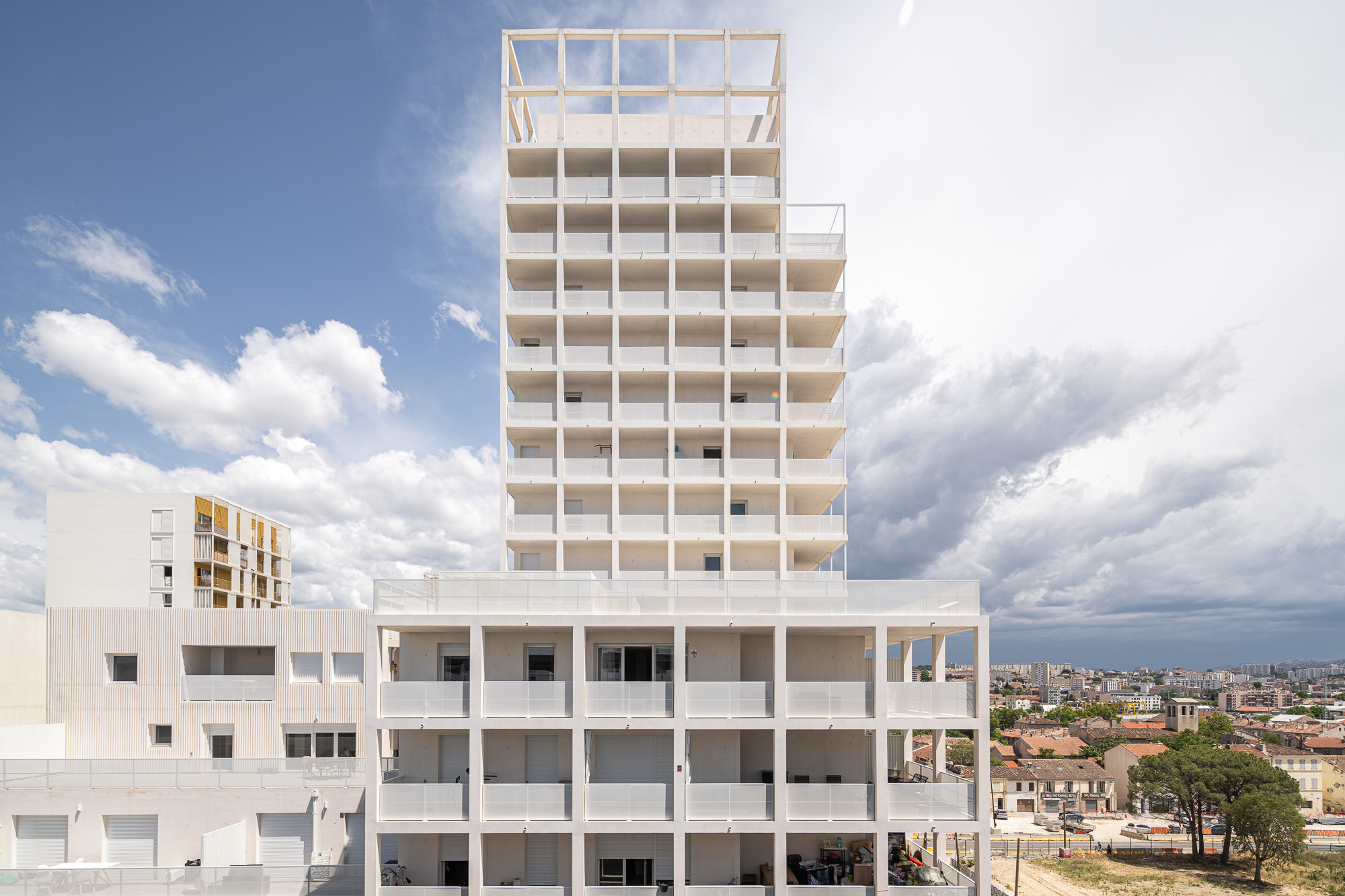 ALPHA XXL / Mediterranean mixed block by Rémy MARCIANO architect ...