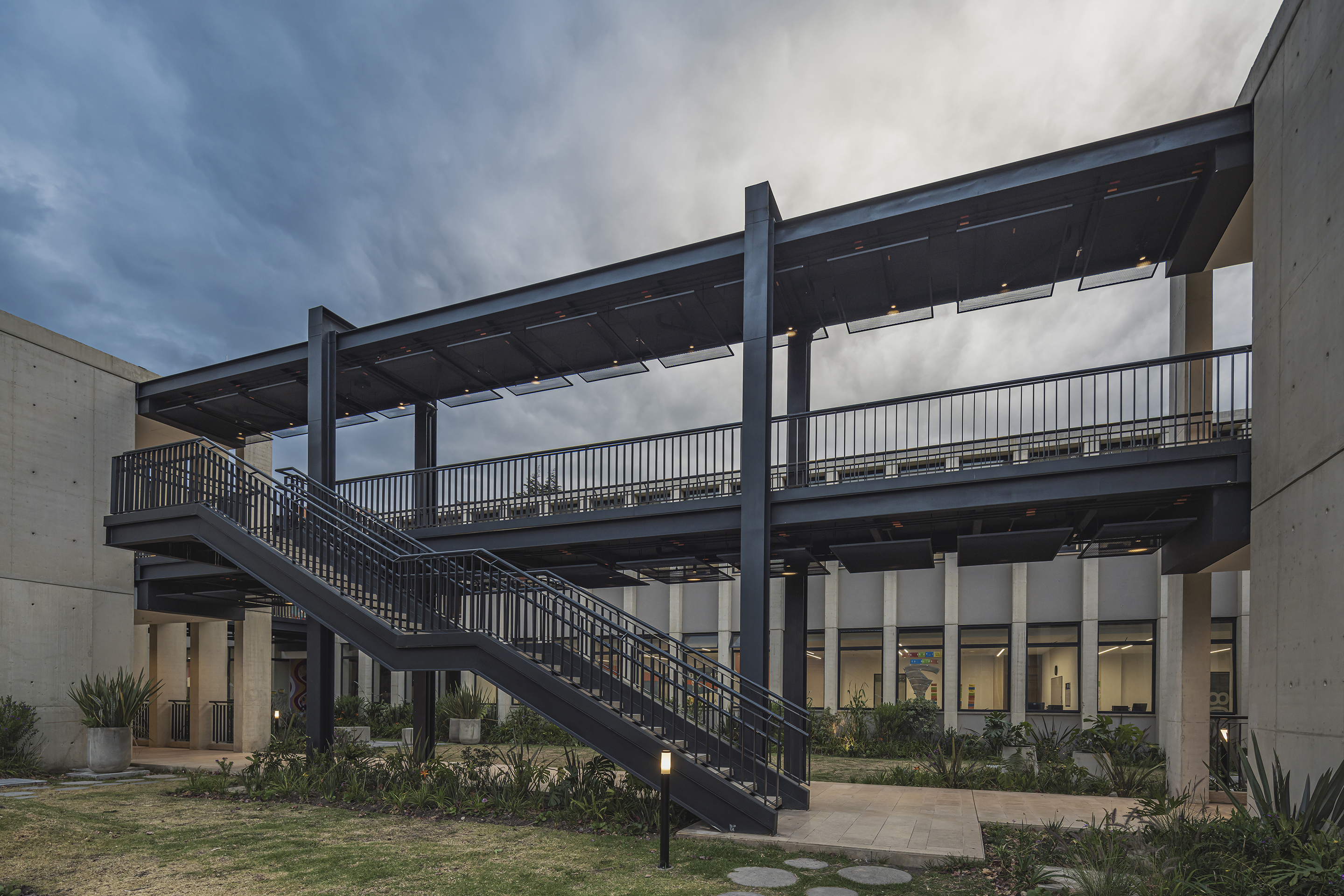 Colombo Hebreo School by Camilo Fuentes - Architizer