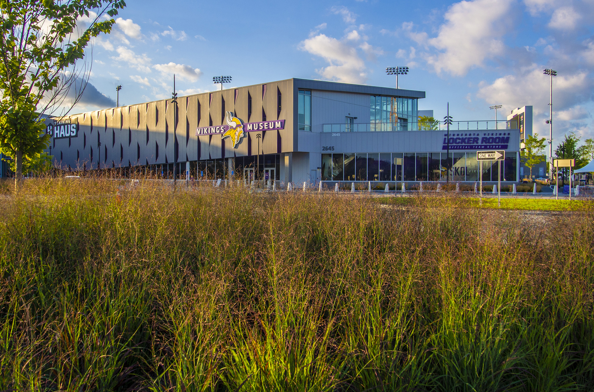 Minnesota Vikings Headquarters: Practice Facility and Vikings Lakes ...