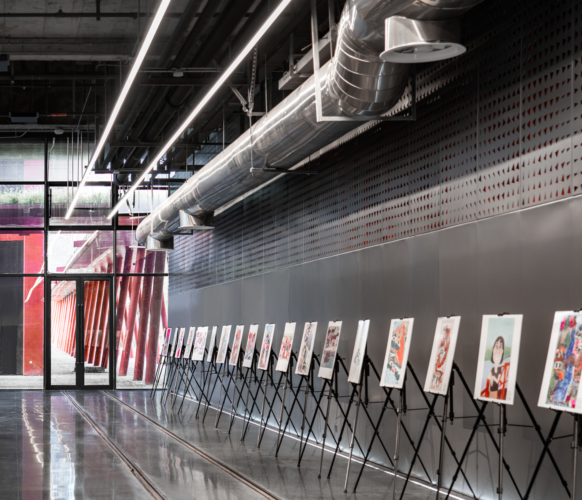 Blast Furnace Hall of Hangzhou Steelworks Relic Park by LYCS ...