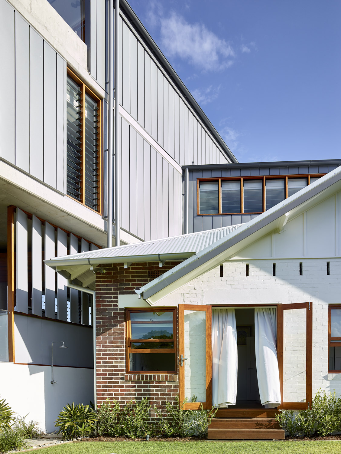 Clifftop House by Joe Adsett Architects - Architizer