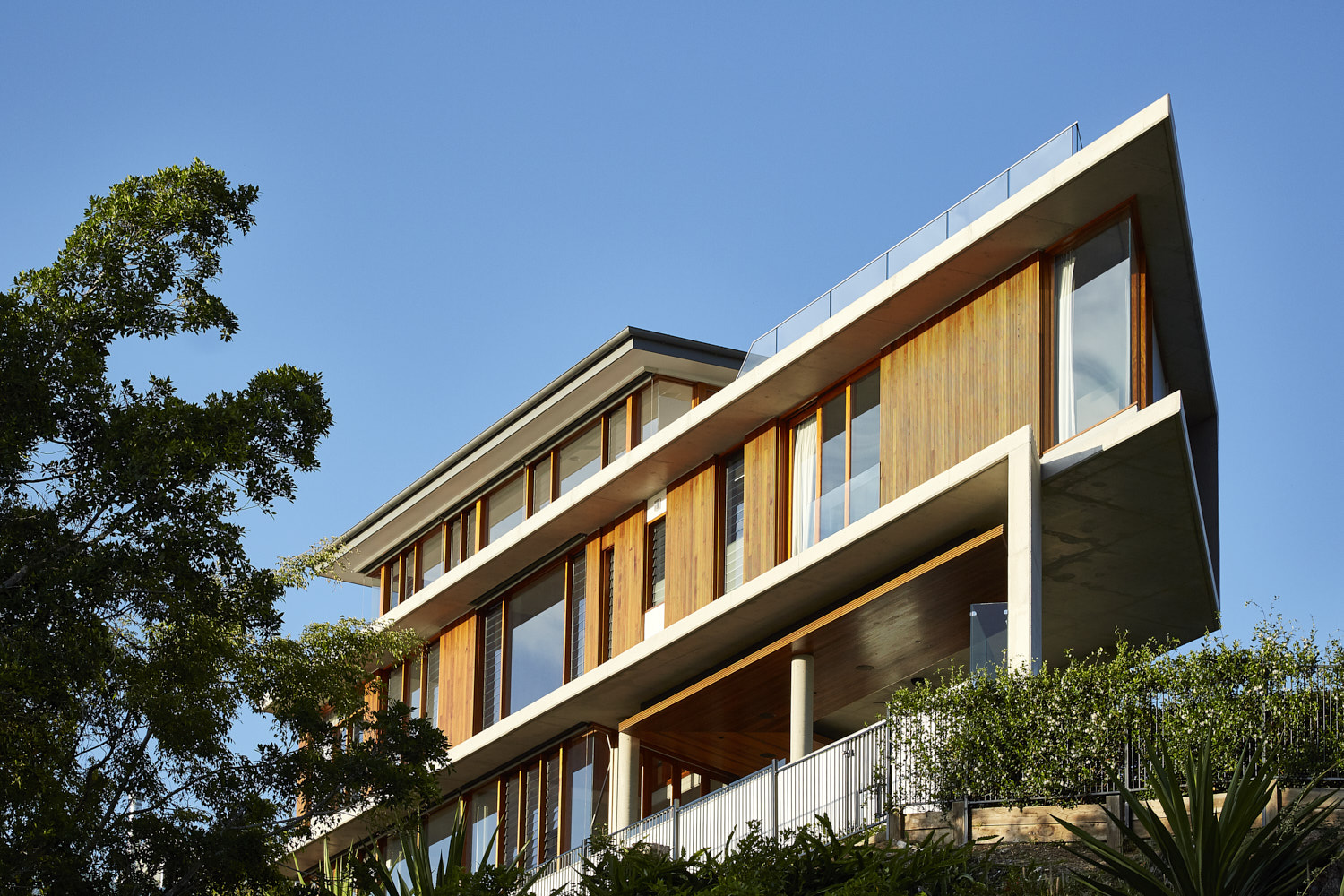 Clifftop House by Joe Adsett Architects - Architizer