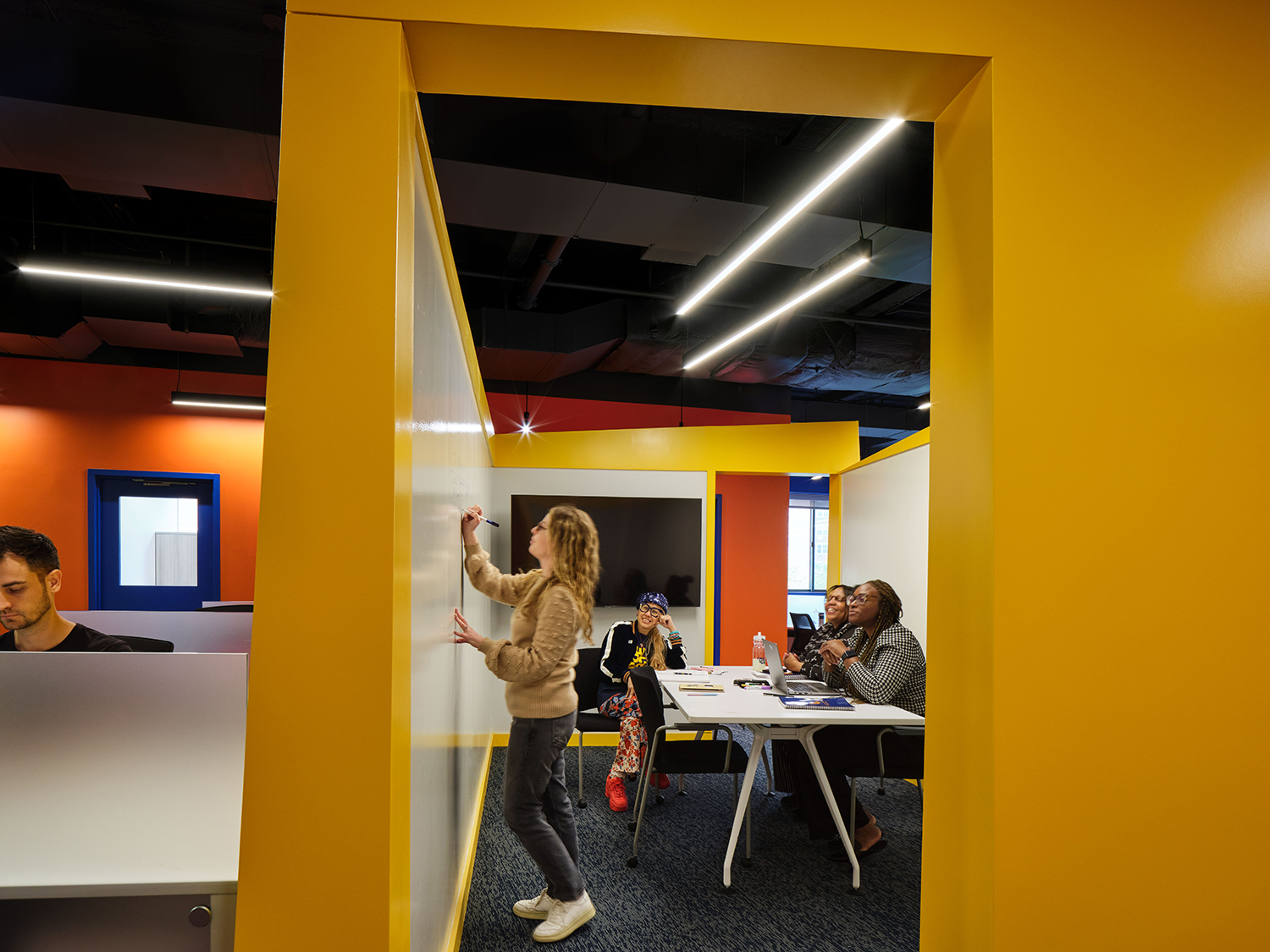 New York Edge Headquarters by SKOLNICK Architecture - Architizer