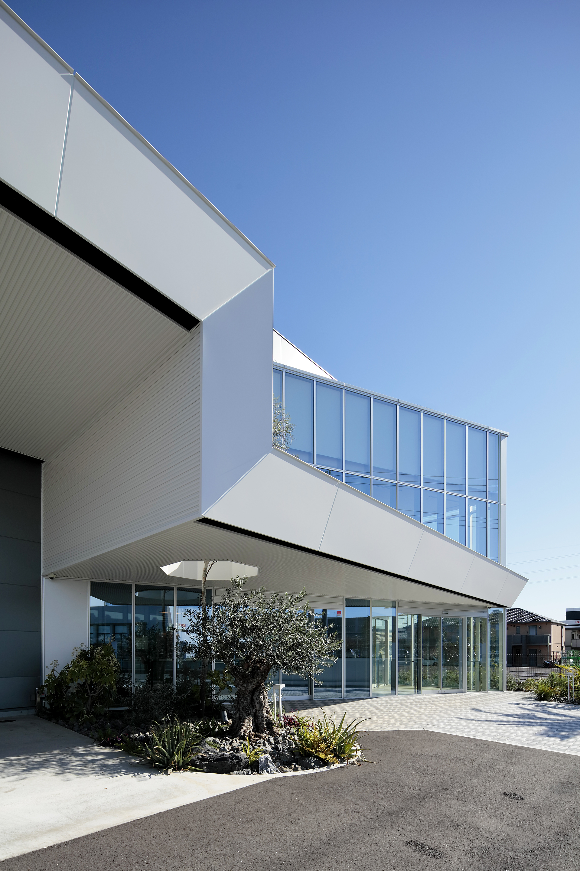 TEMAC headquarters building by FEDL (Far East Design Lab.) - Architizer