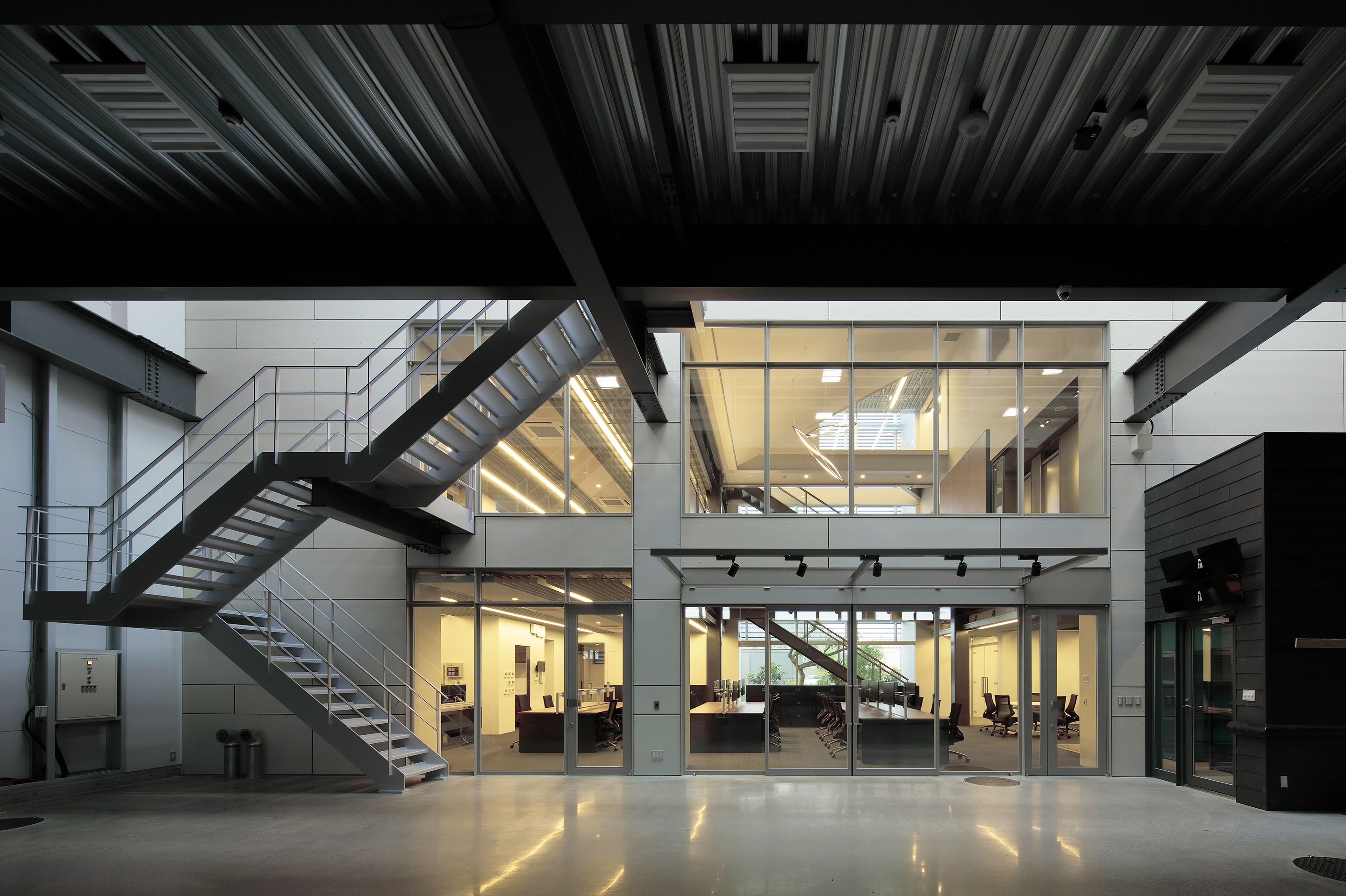 TEMAC headquarters building by FEDL (Far East Design Lab.) - Architizer