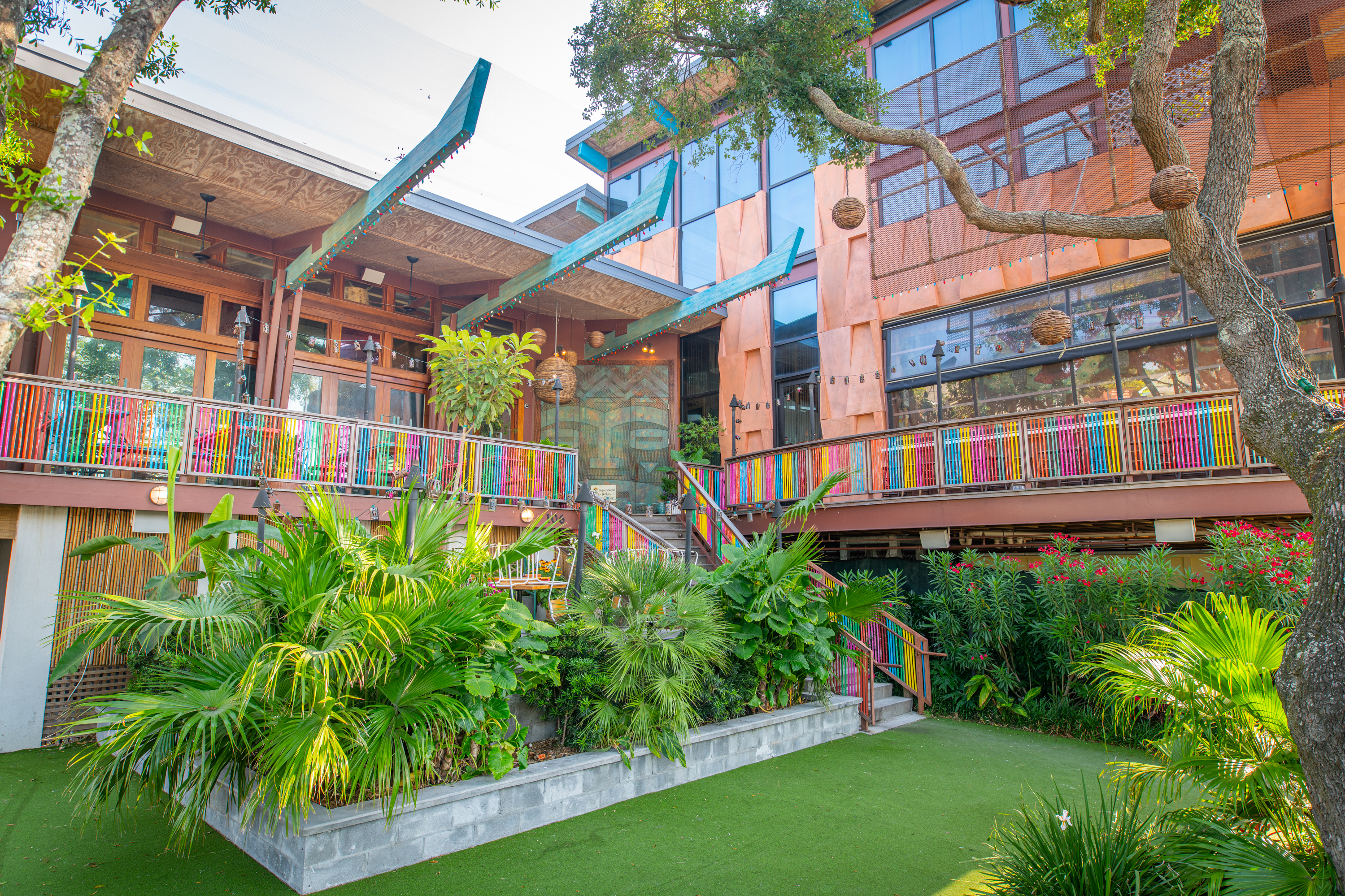 wiki wiki restaurant by Kevan Hoertdoerfer Architects - Architizer