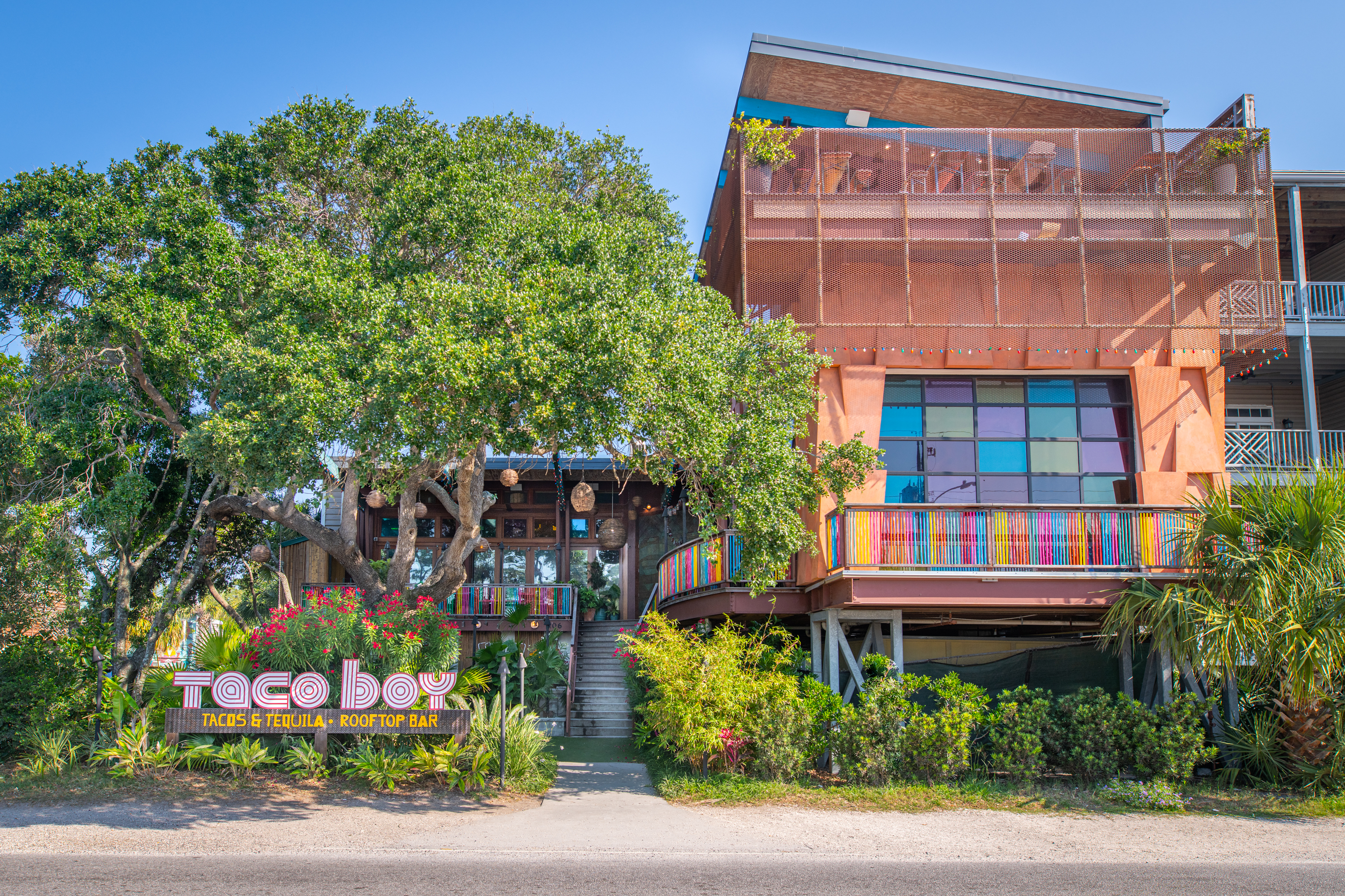 wiki wiki restaurant by Kevan Hoertdoerfer Architects - Architizer