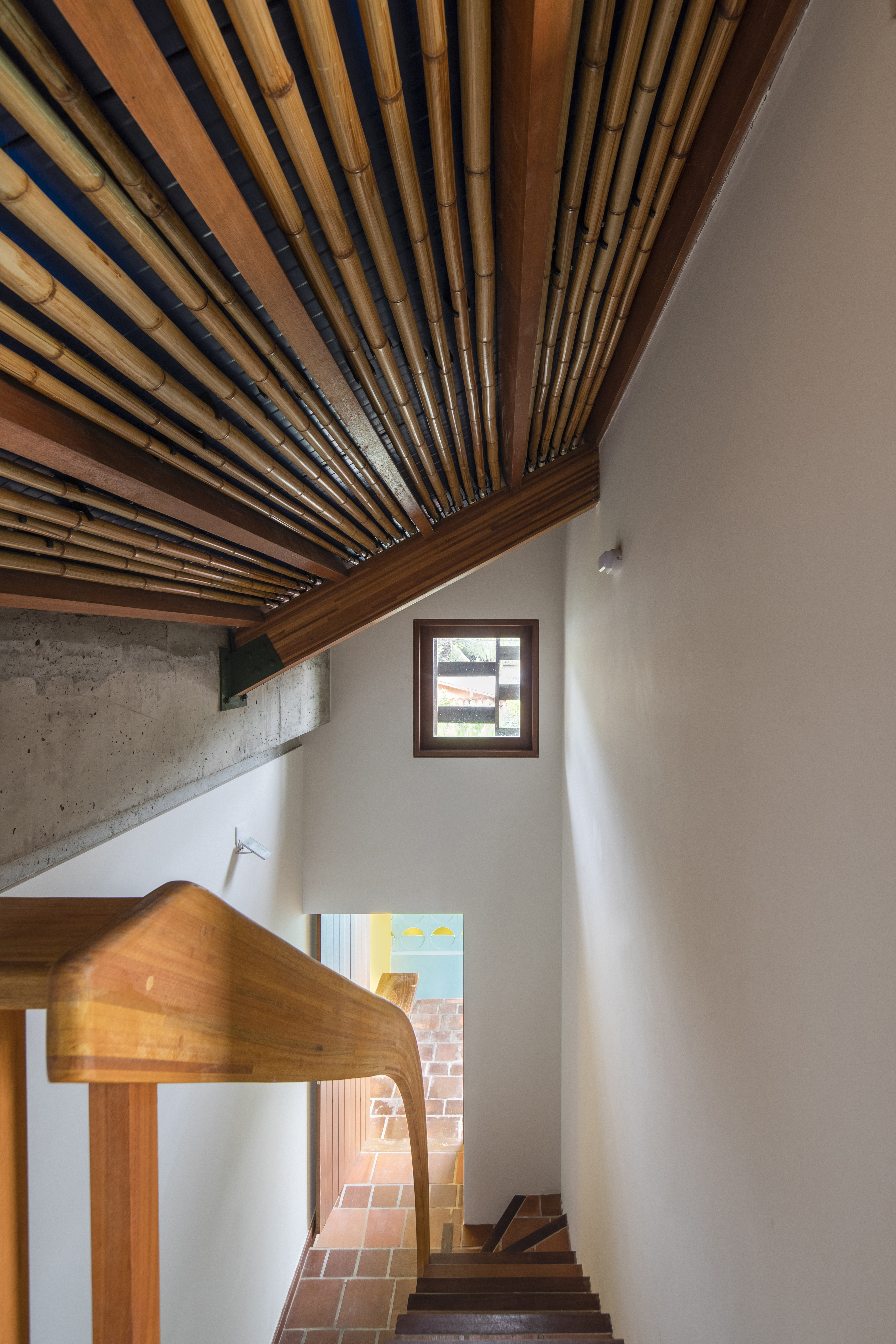 Gutter House by Atelier Daniel Florez - Architizer