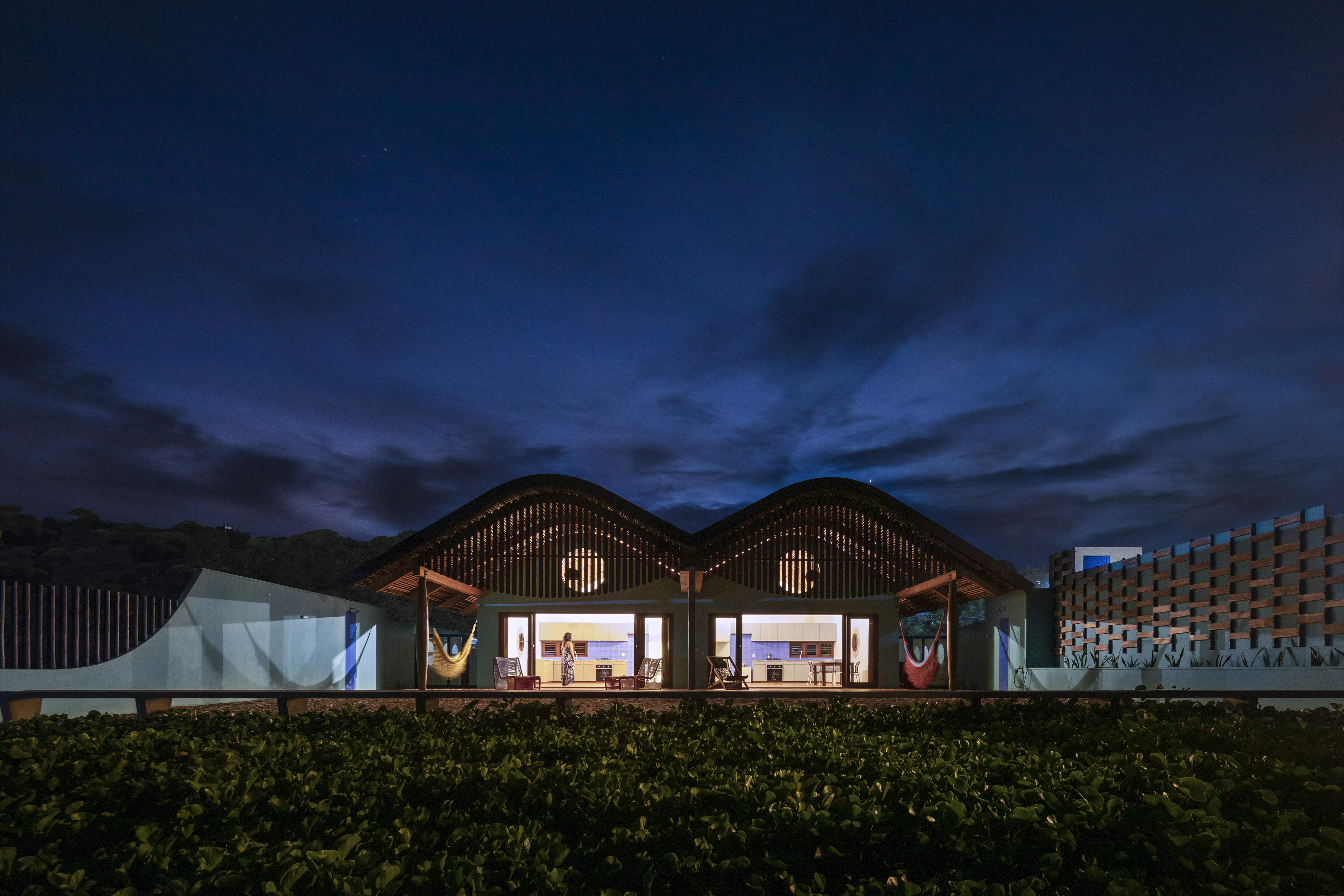 Gutter House by Atelier Daniel Florez - Architizer