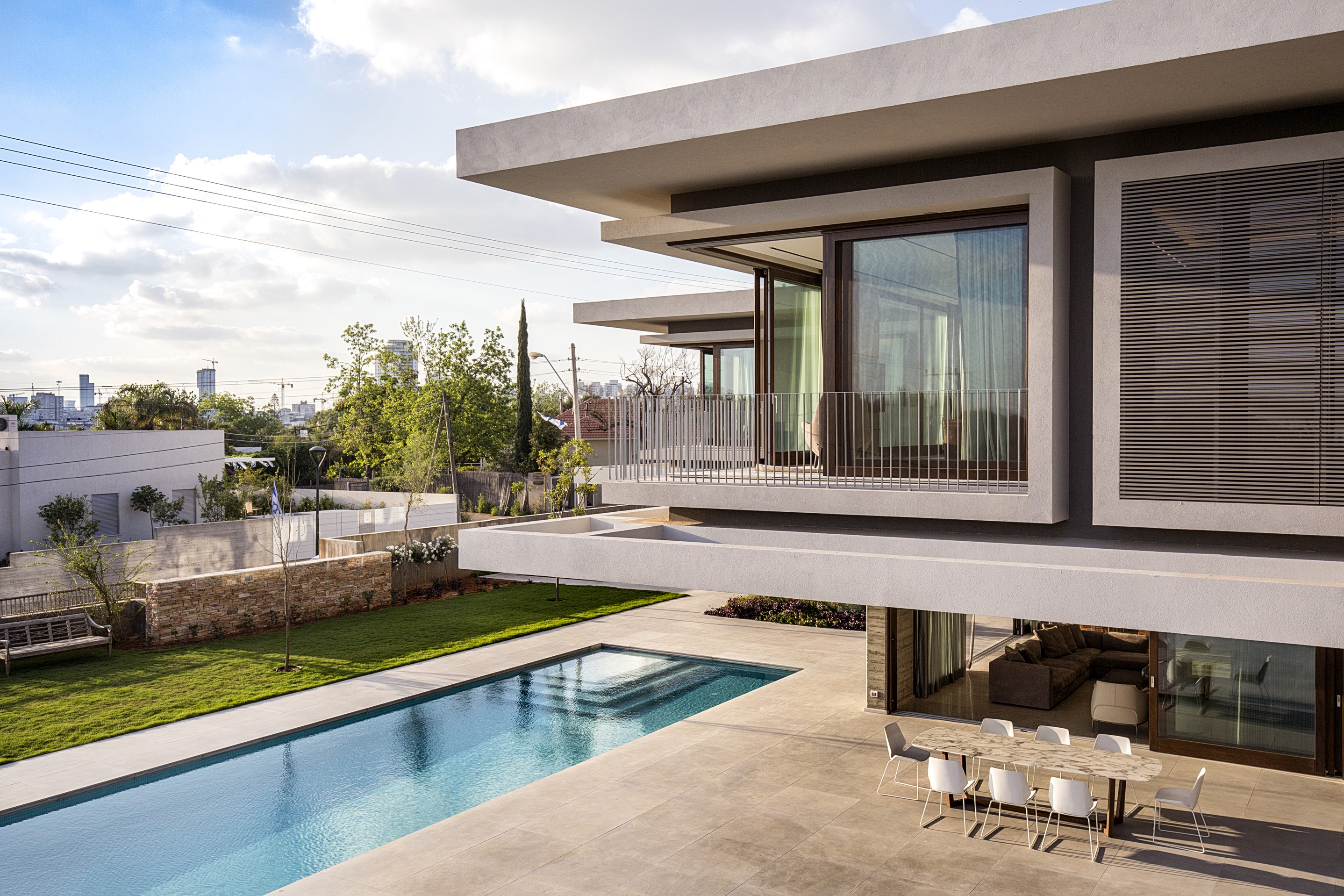 Idea 4136601: TLV HOUSE by Metropole Architects in Tel Aviv-Yafo ...