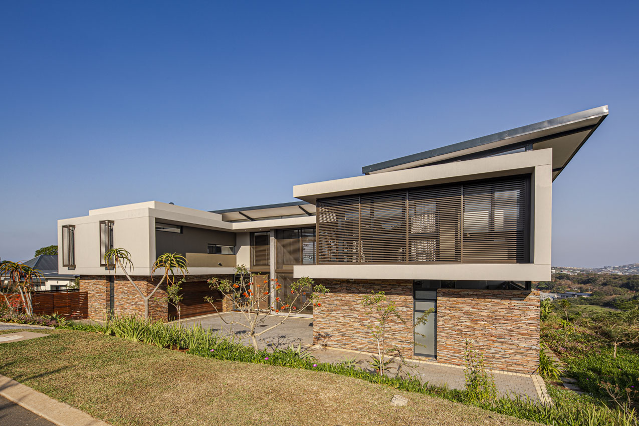 FUCHSIA HOUSE by Metropole Architects - Architizer