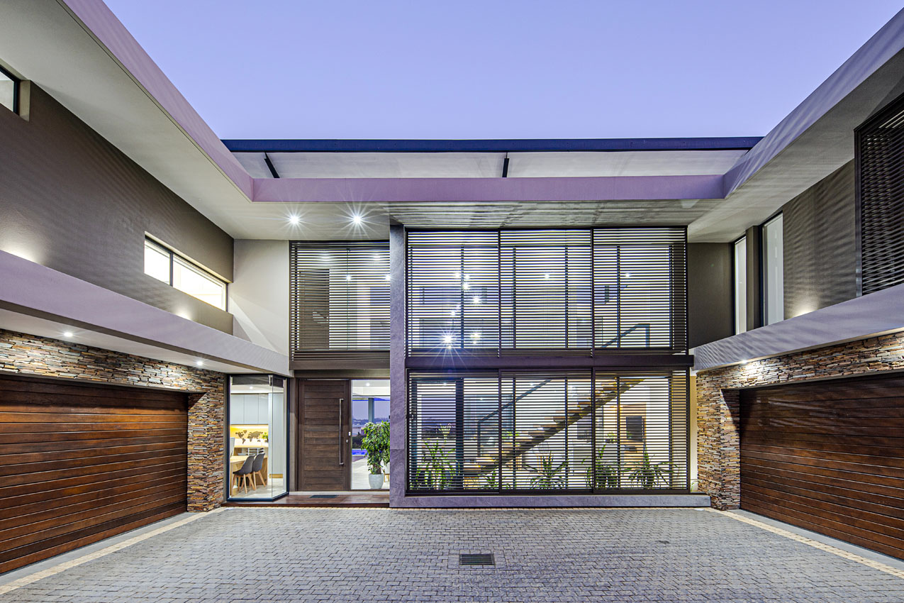 FUCHSIA HOUSE by Metropole Architects - Architizer