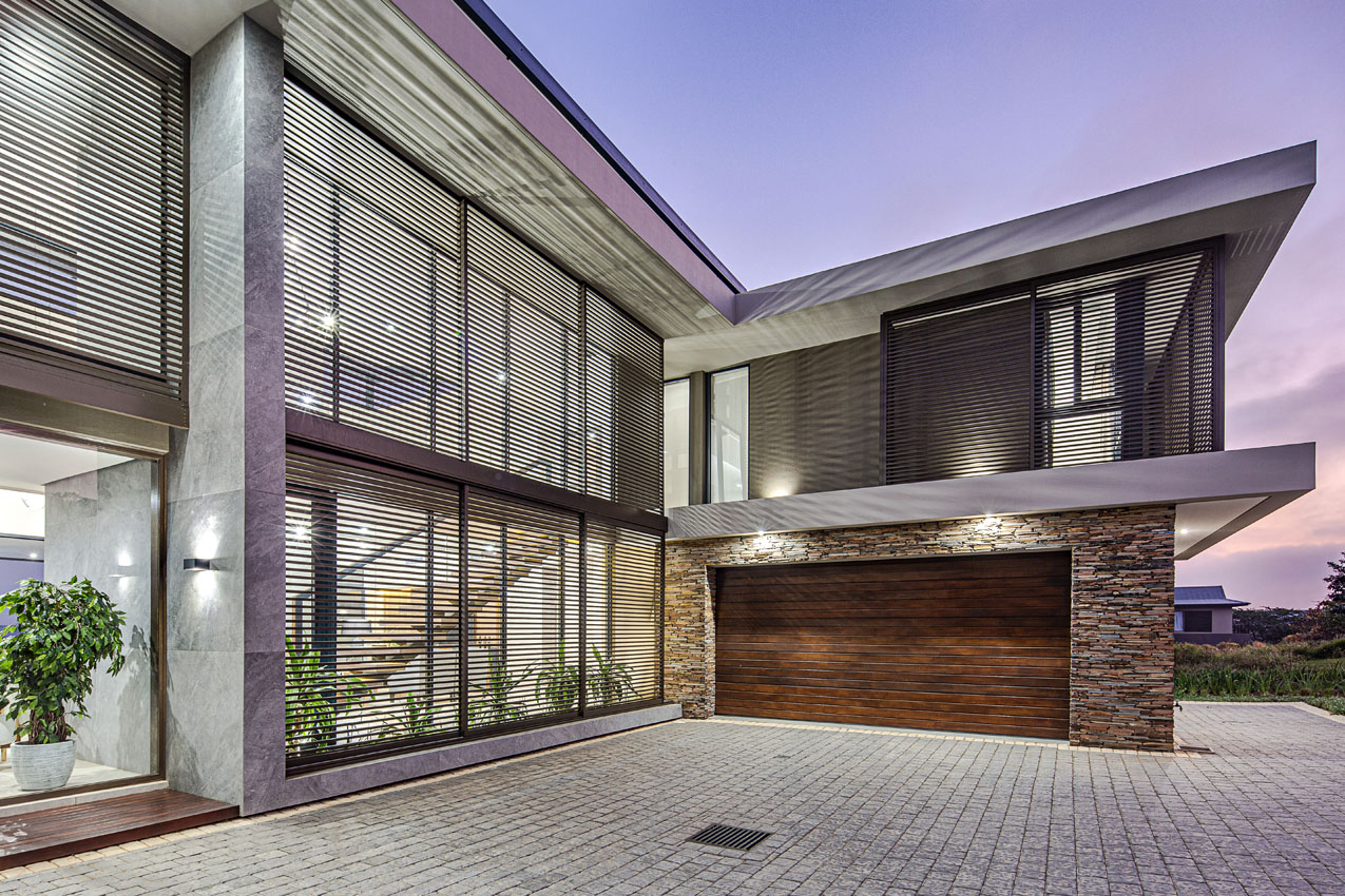 FUCHSIA HOUSE by Metropole Architects - Architizer