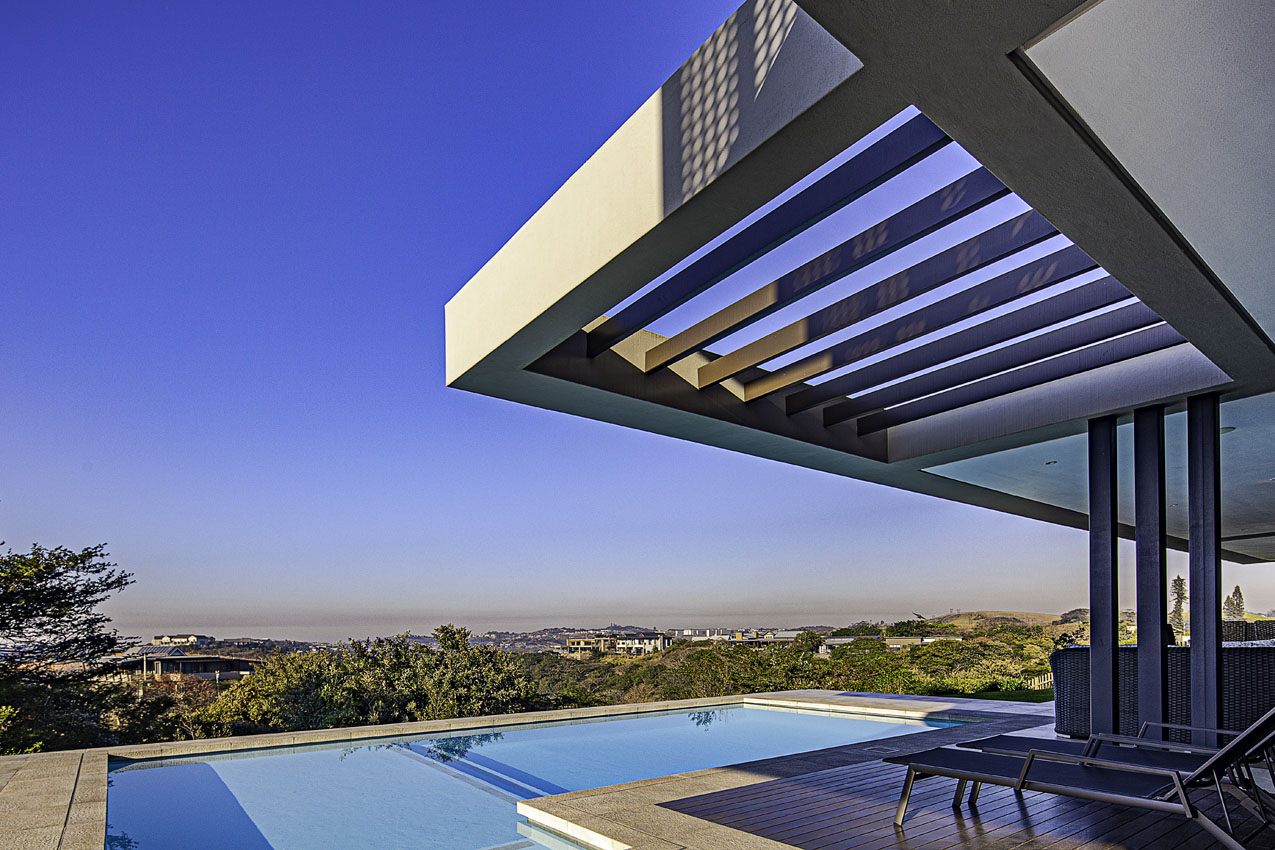FUCHSIA HOUSE by Metropole Architects - Architizer