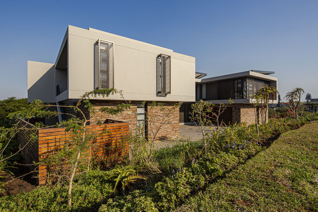 FUCHSIA HOUSE by Metropole Architects - Architizer