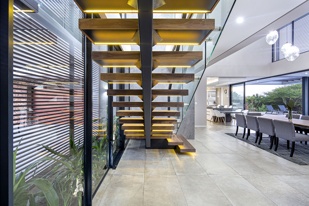 FUCHSIA HOUSE by Metropole Architects - Architizer