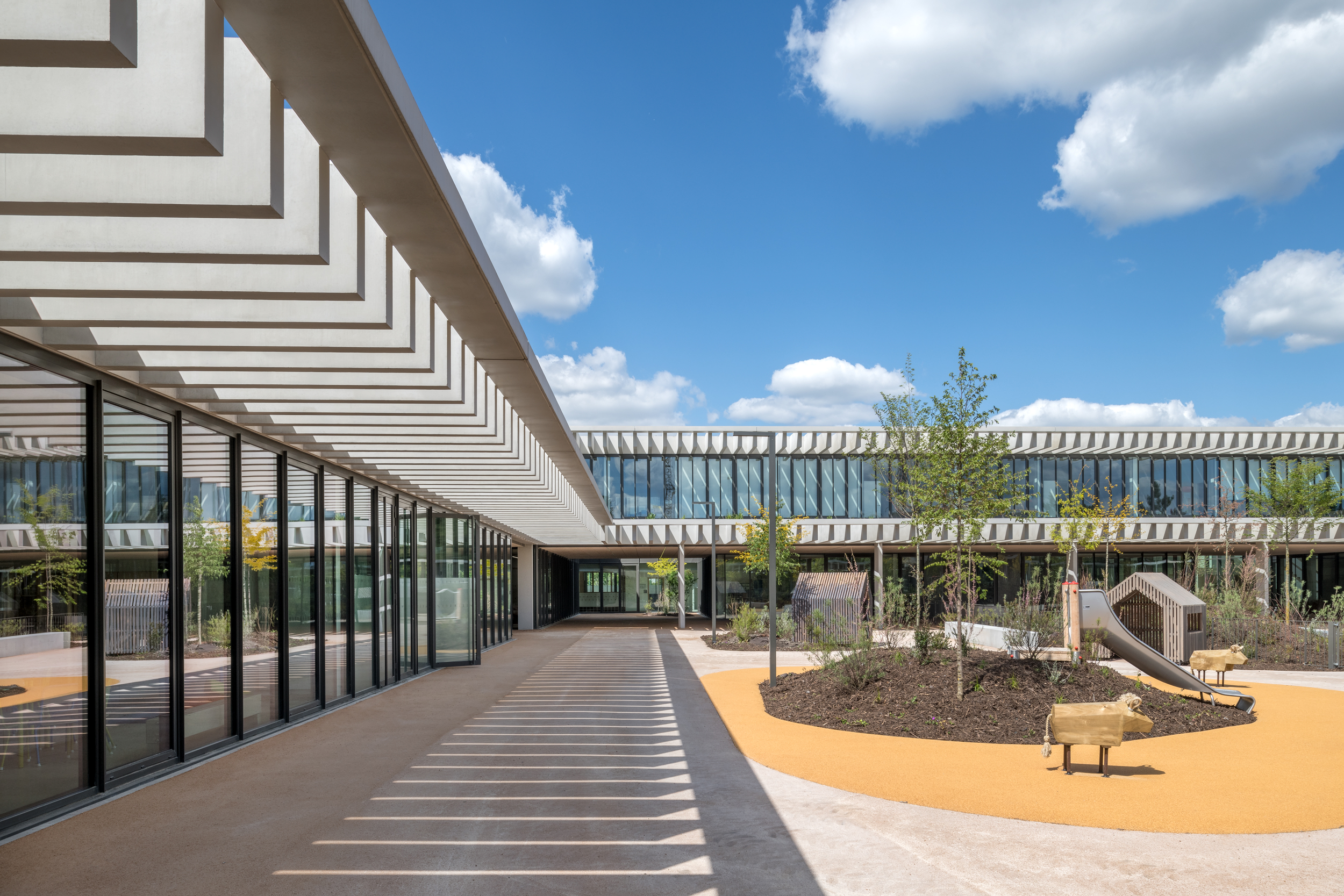 Louise Michel school complex by marjan hessamfar & joe verons ...