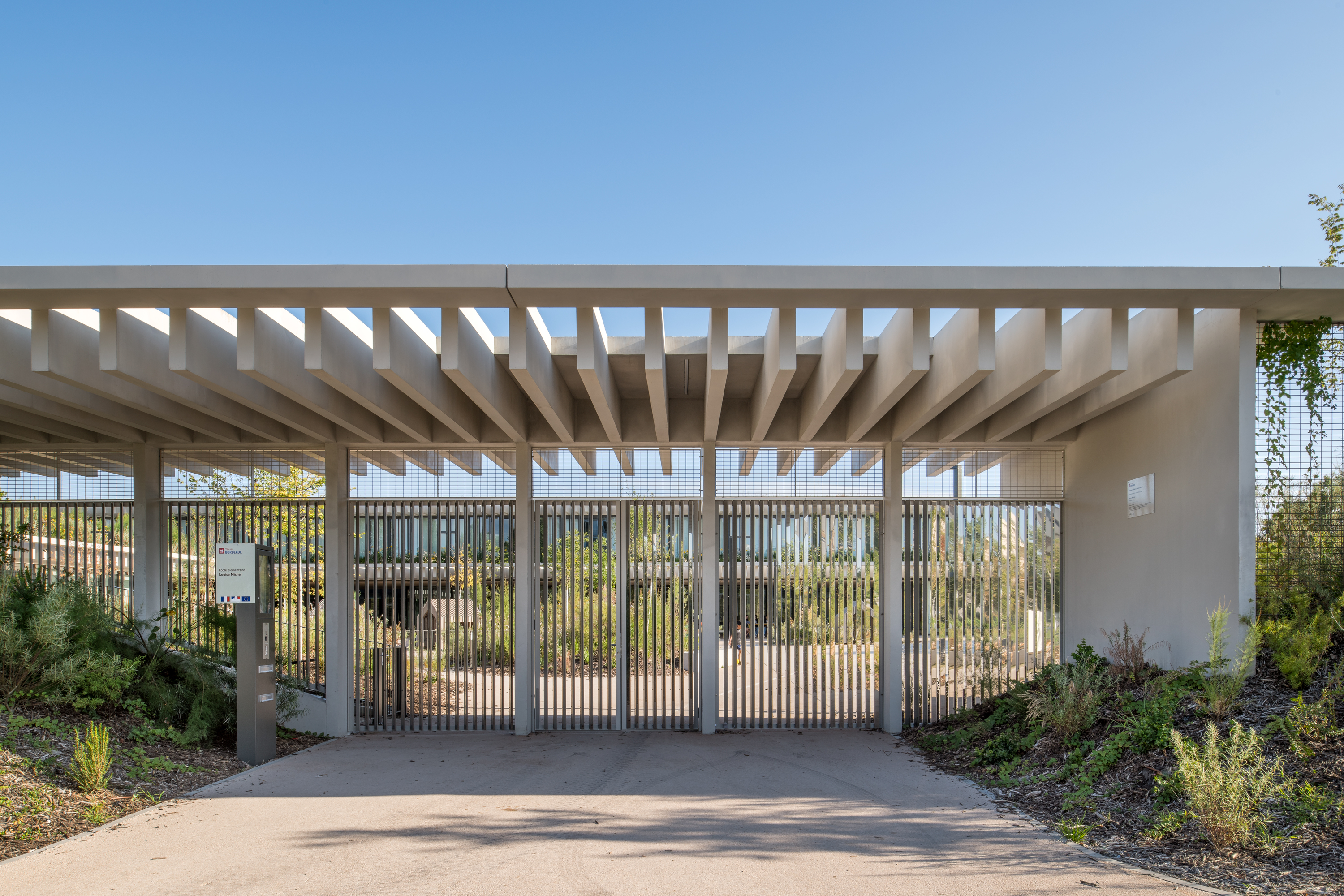 Louise Michel school complex by marjan hessamfar & joe verons ...