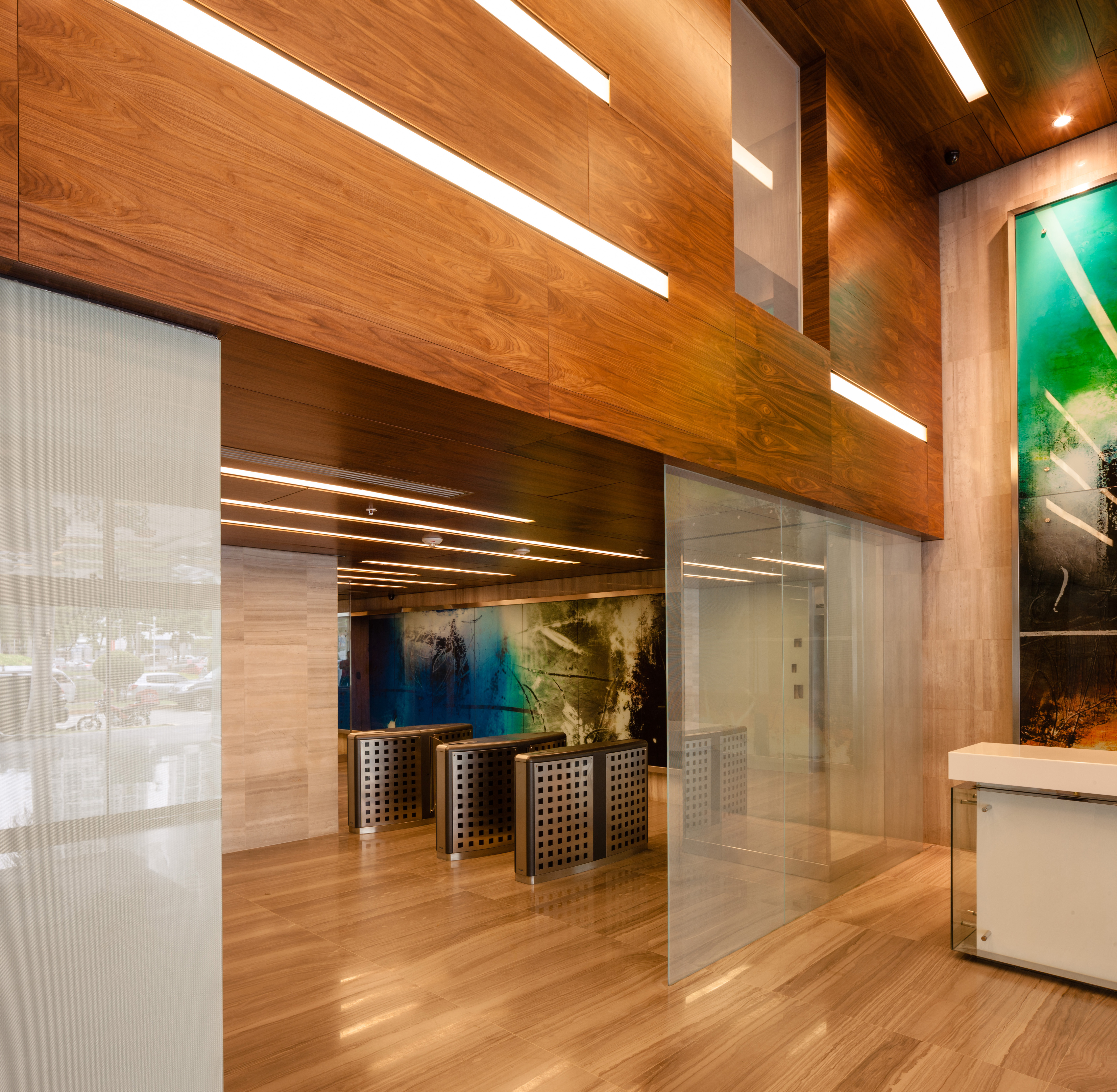 Banco Panama by Mallol - Architizer