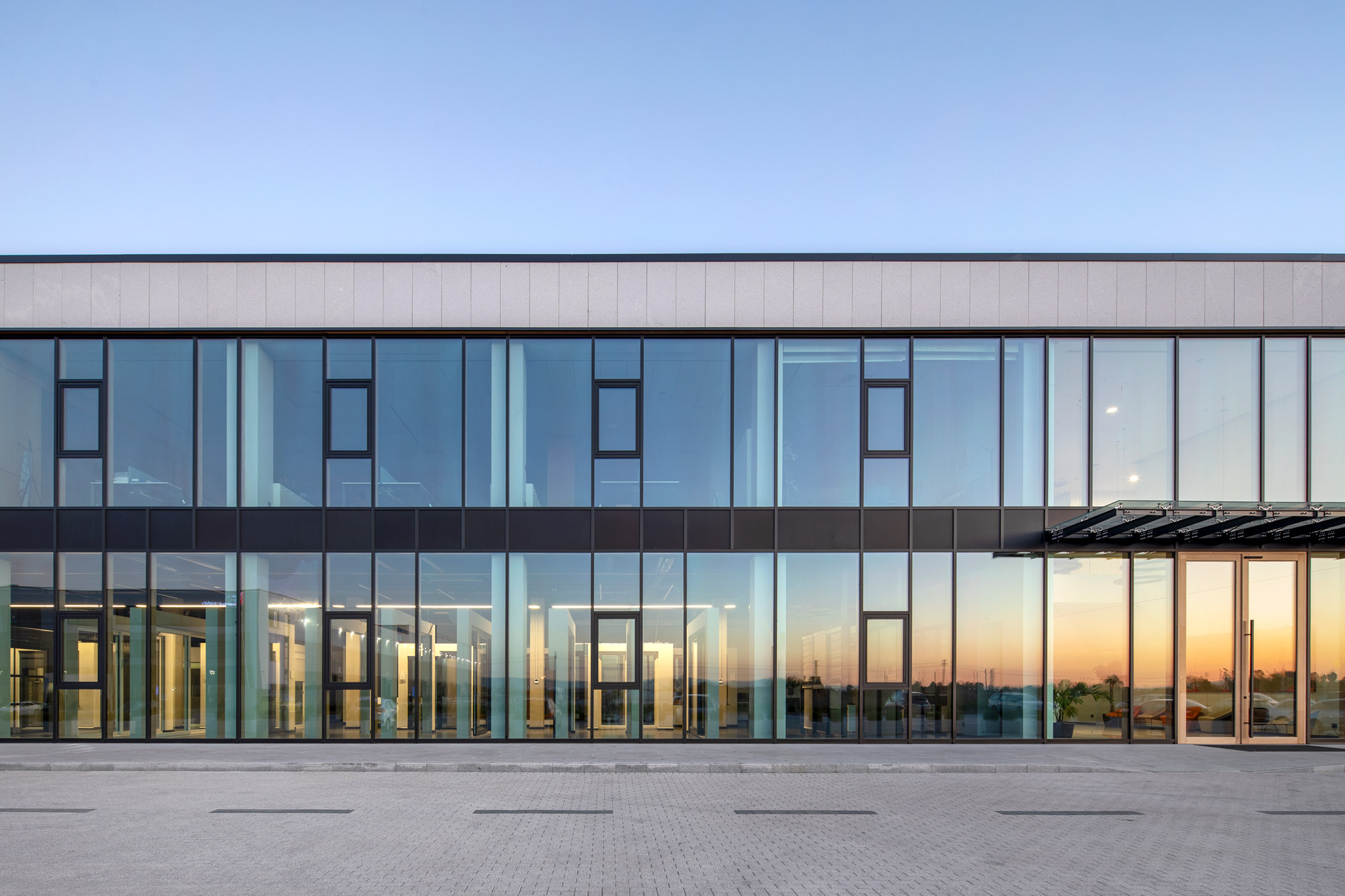 ROLLPLAST production and administrative complex by IPA - Architecture ...