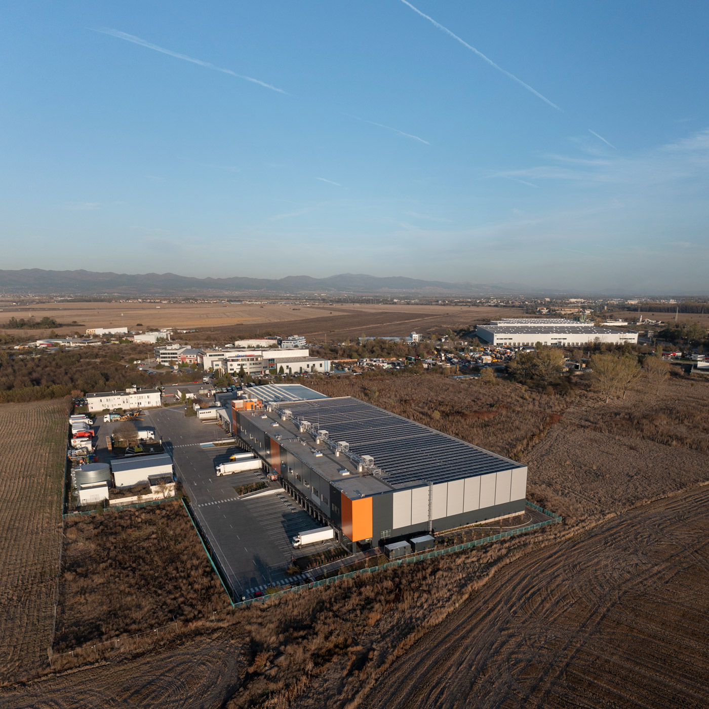 Fresh&Frozen Logistics and Warehouse by IPA - Architecture and more ...