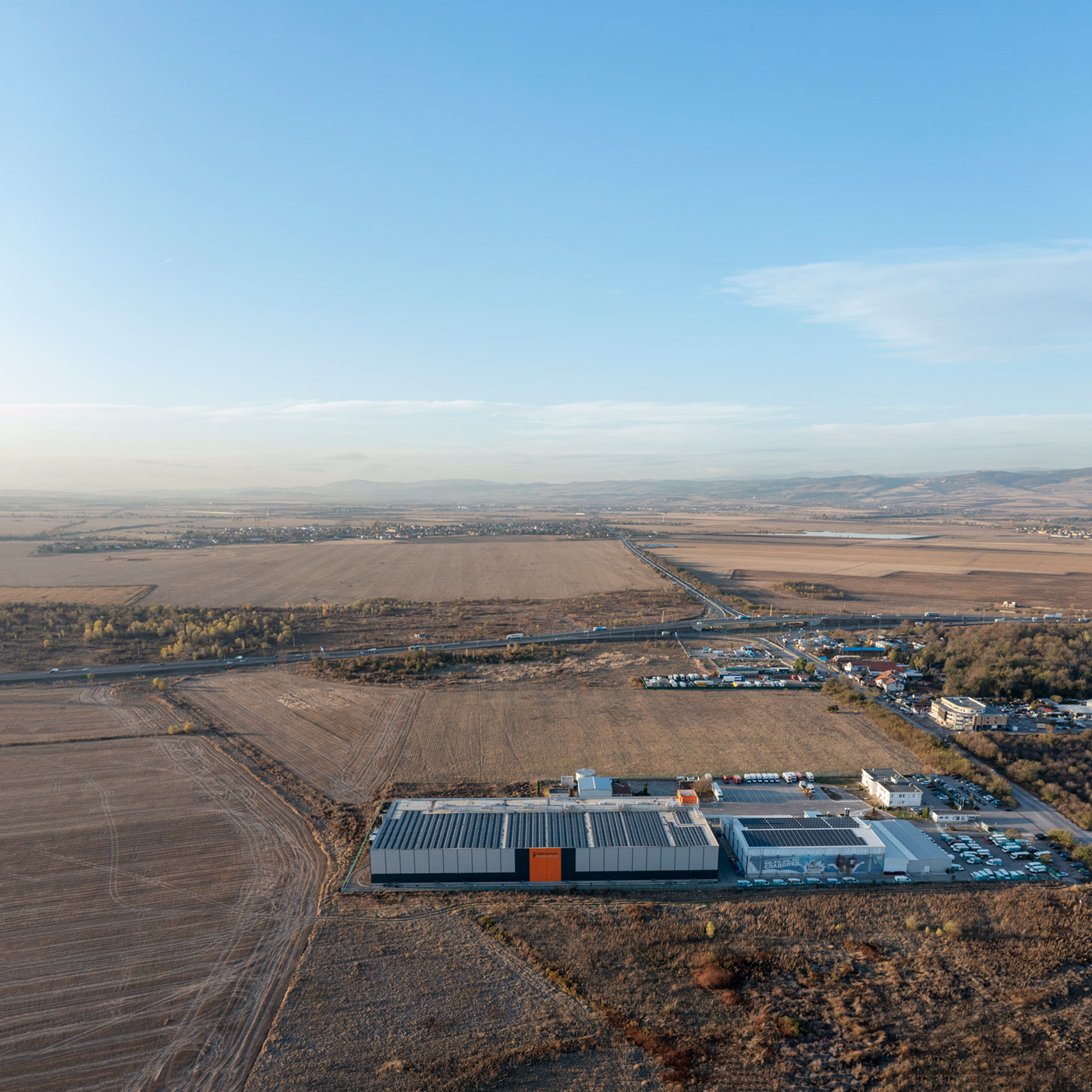 Fresh&Frozen Logistics and Warehouse by IPA - Architecture and more ...