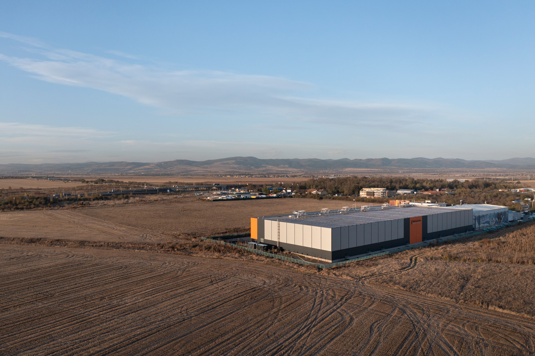 Fresh&Frozen Logistics and Warehouse by IPA - Architecture and more ...
