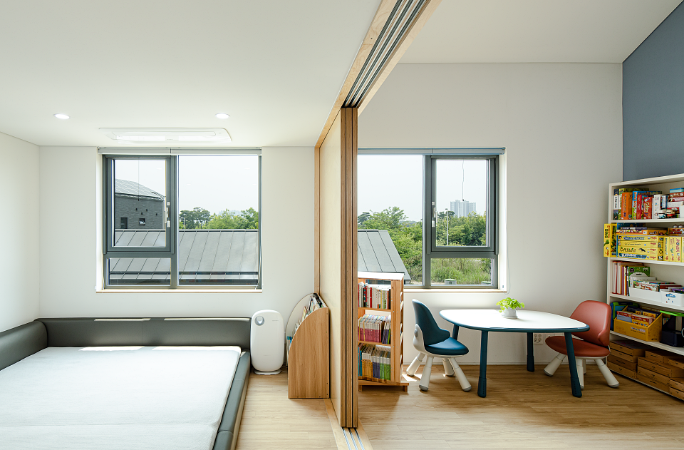 Gimpo 'Kevin House' by UTAA - Architizer