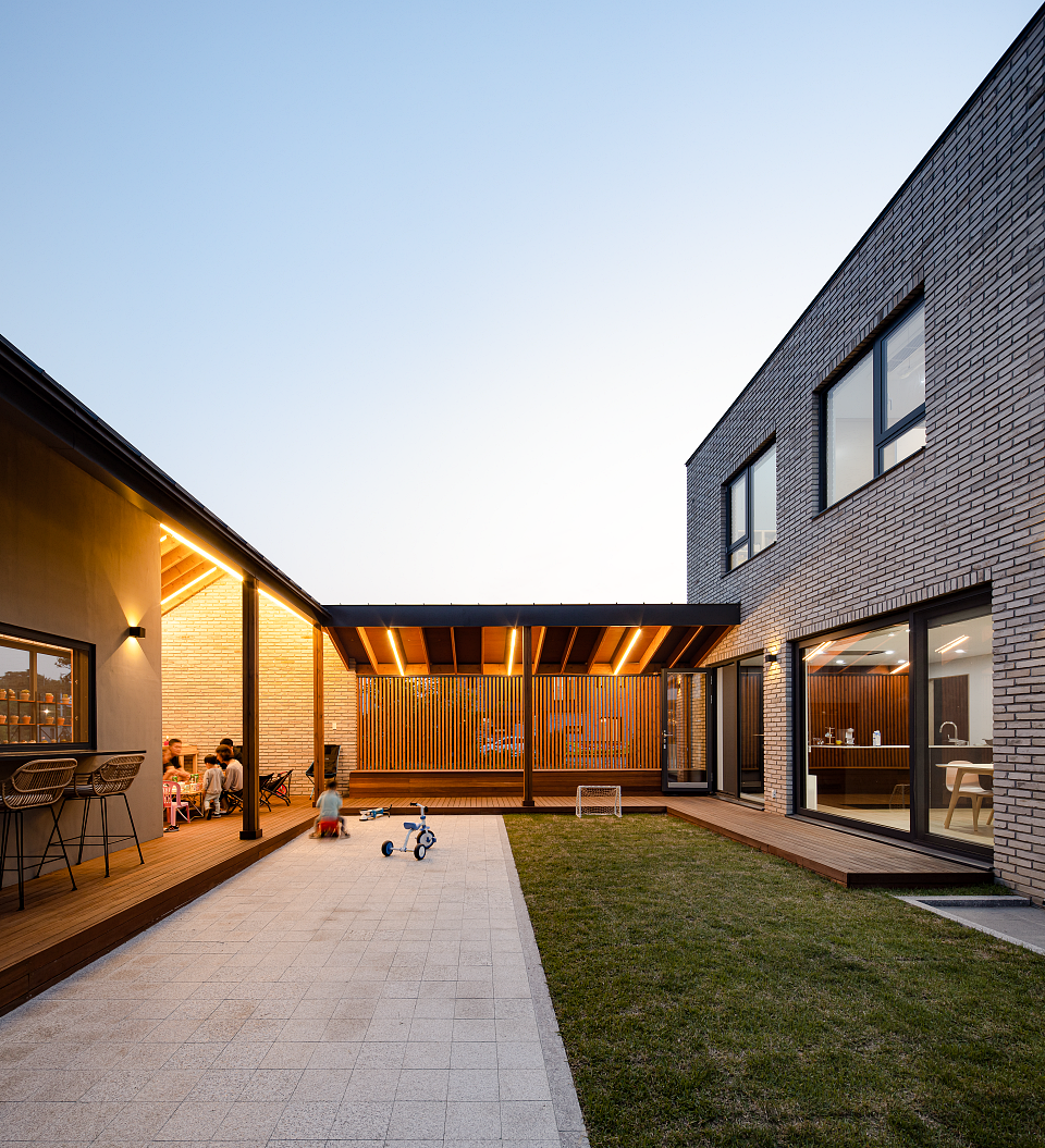 Gimpo 'Kevin House' by UTAA - Architizer