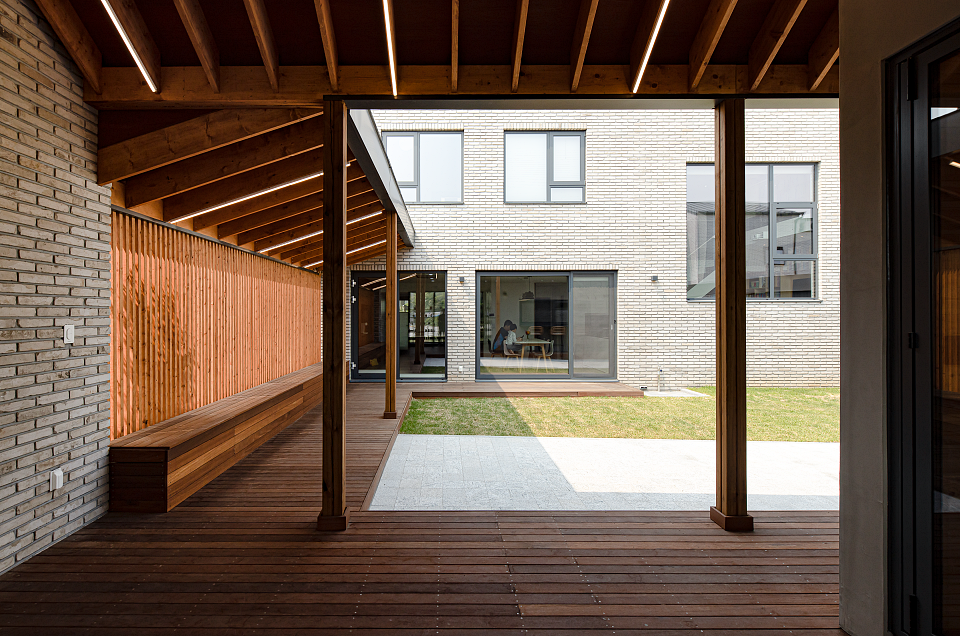 Gimpo 'Kevin House' by UTAA - Architizer