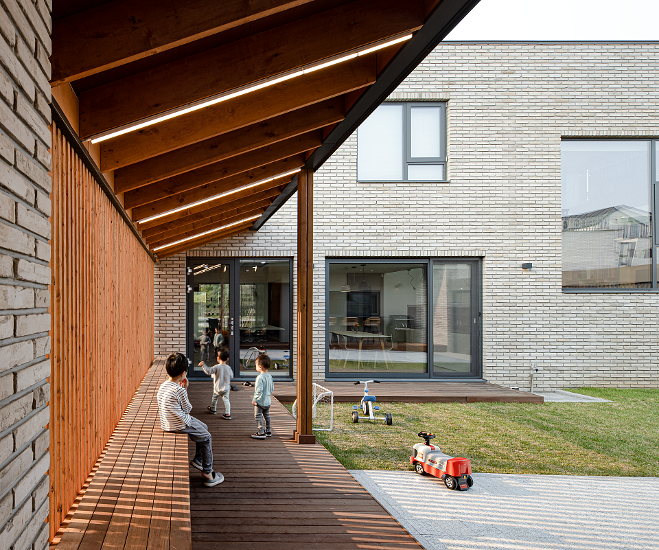 Gimpo 'Kevin House' by UTAA - Architizer