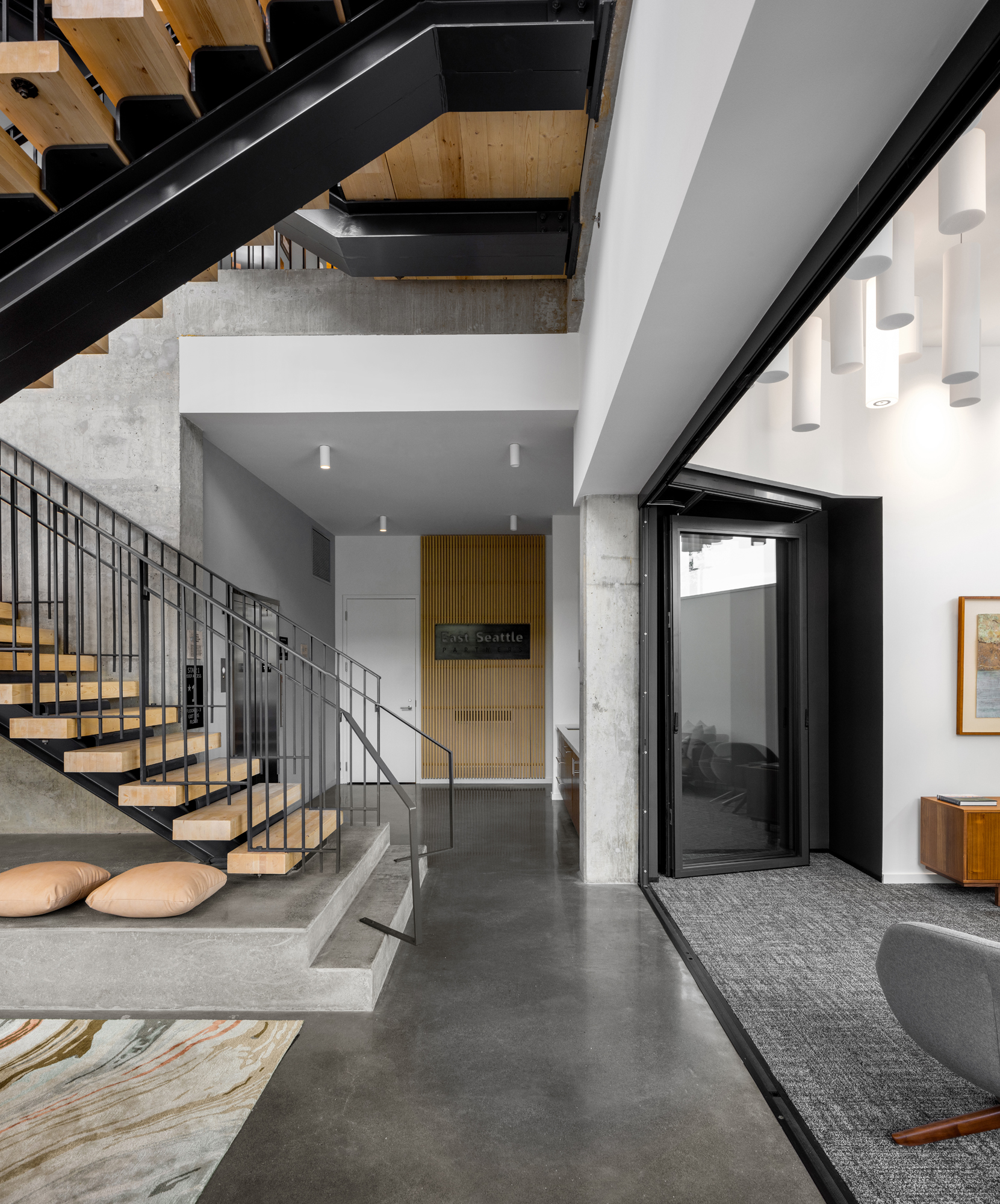 East Seattle Partners Office by PUBLIC47 Architects - Architizer