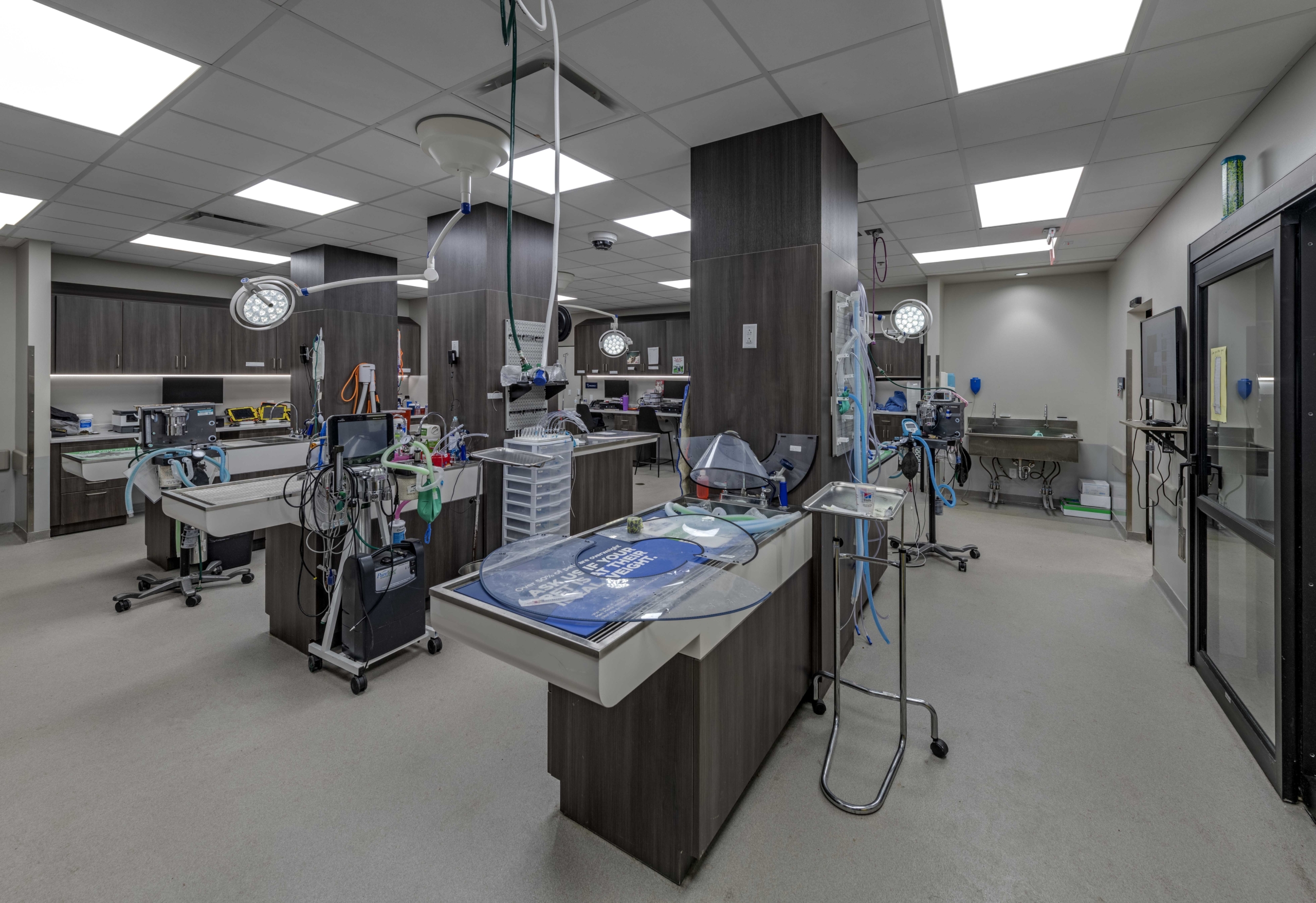 Neighborhood Veterinary Centers by Browne McGregor Architects, Inc ...