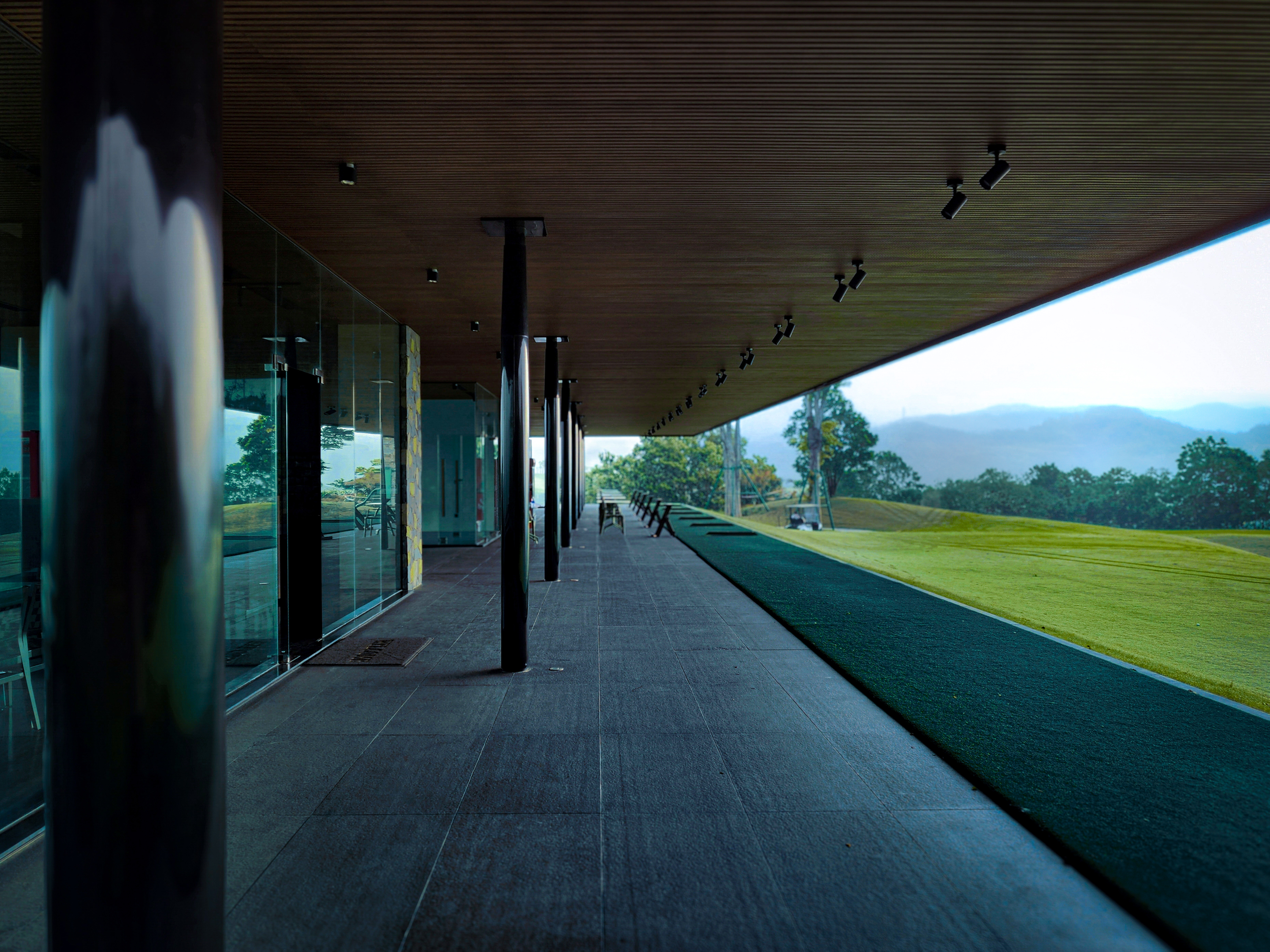 "The Indigo" Driving Range by INFINITIVE ARCHITECTURE - Architizer