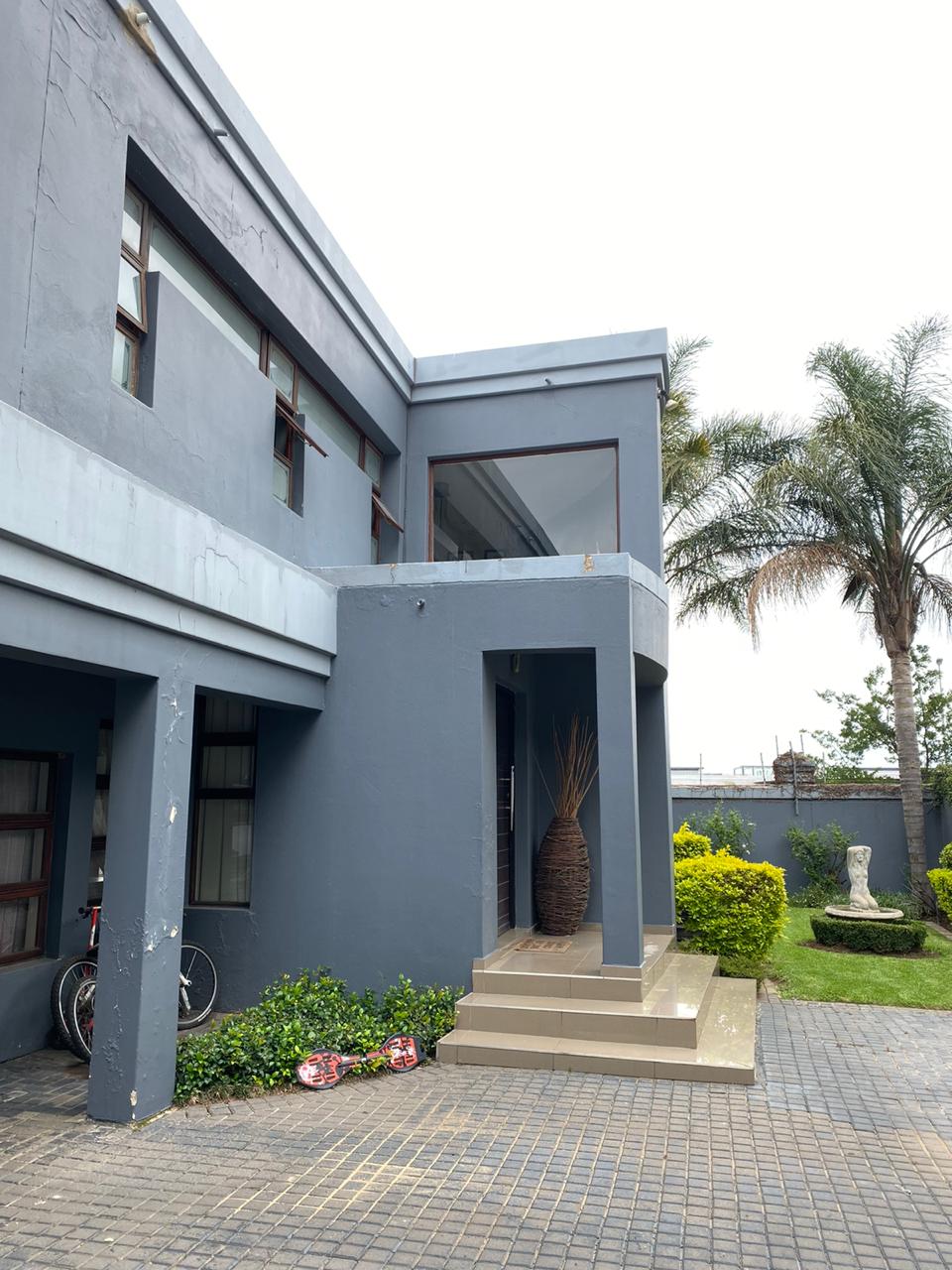 Shazi Home by Ubuntu Design Group - Architizer