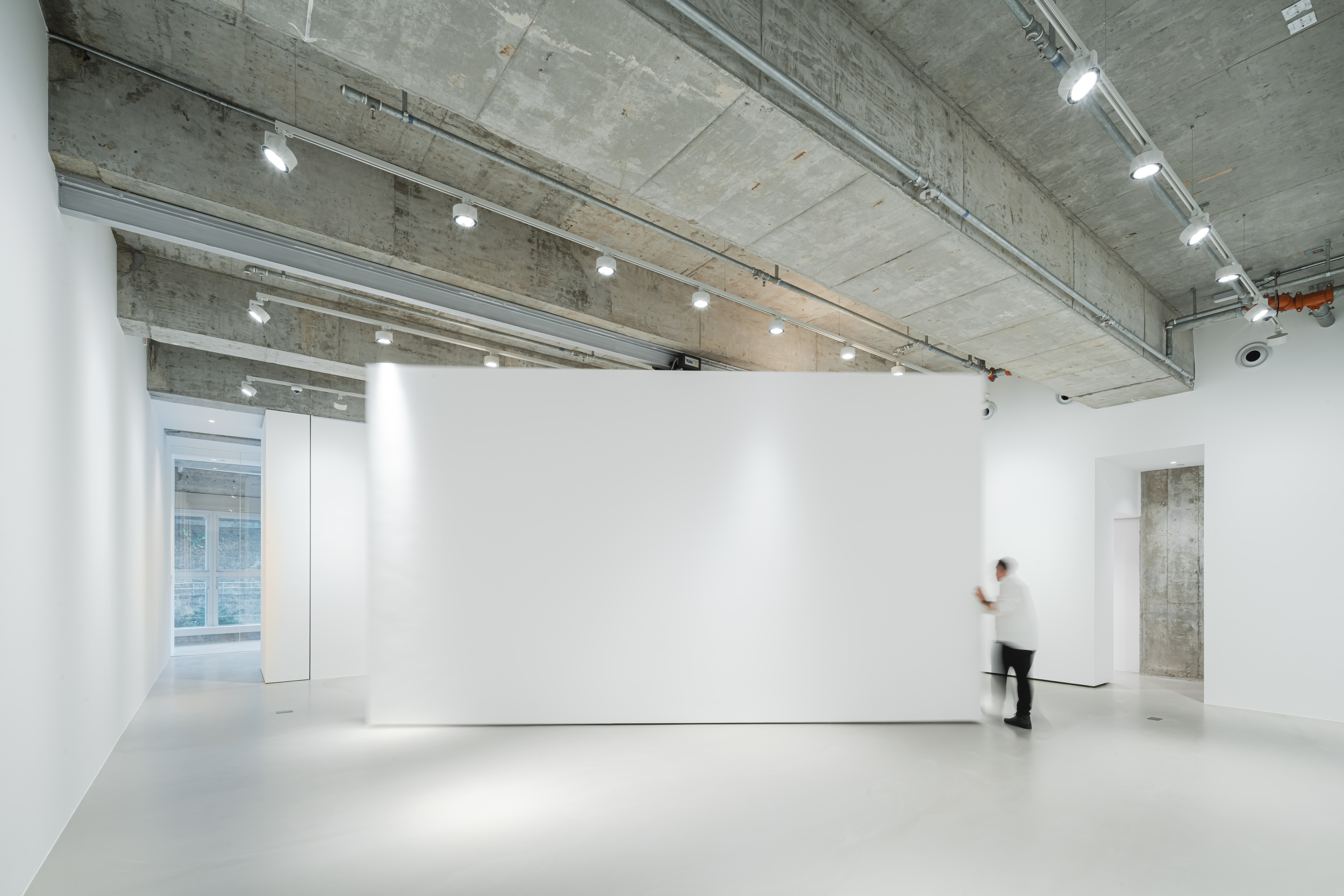 Art Intelligence Global Hong Kong Headquarters by COLLECTIVE - Architizer