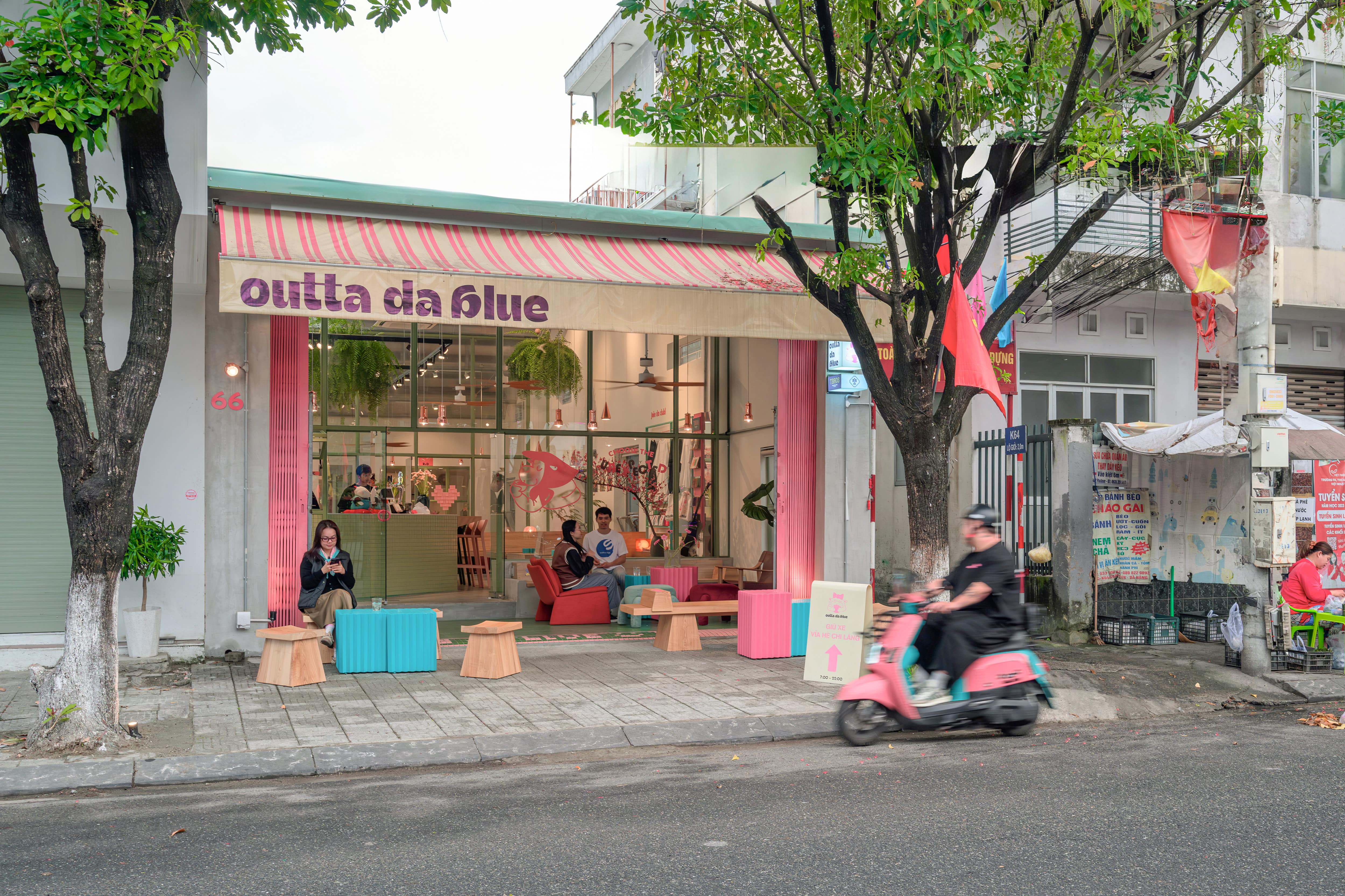 Outta Da Blue - Danang Specialty Coffee Shop by SUPPERCAAT - Danang ...