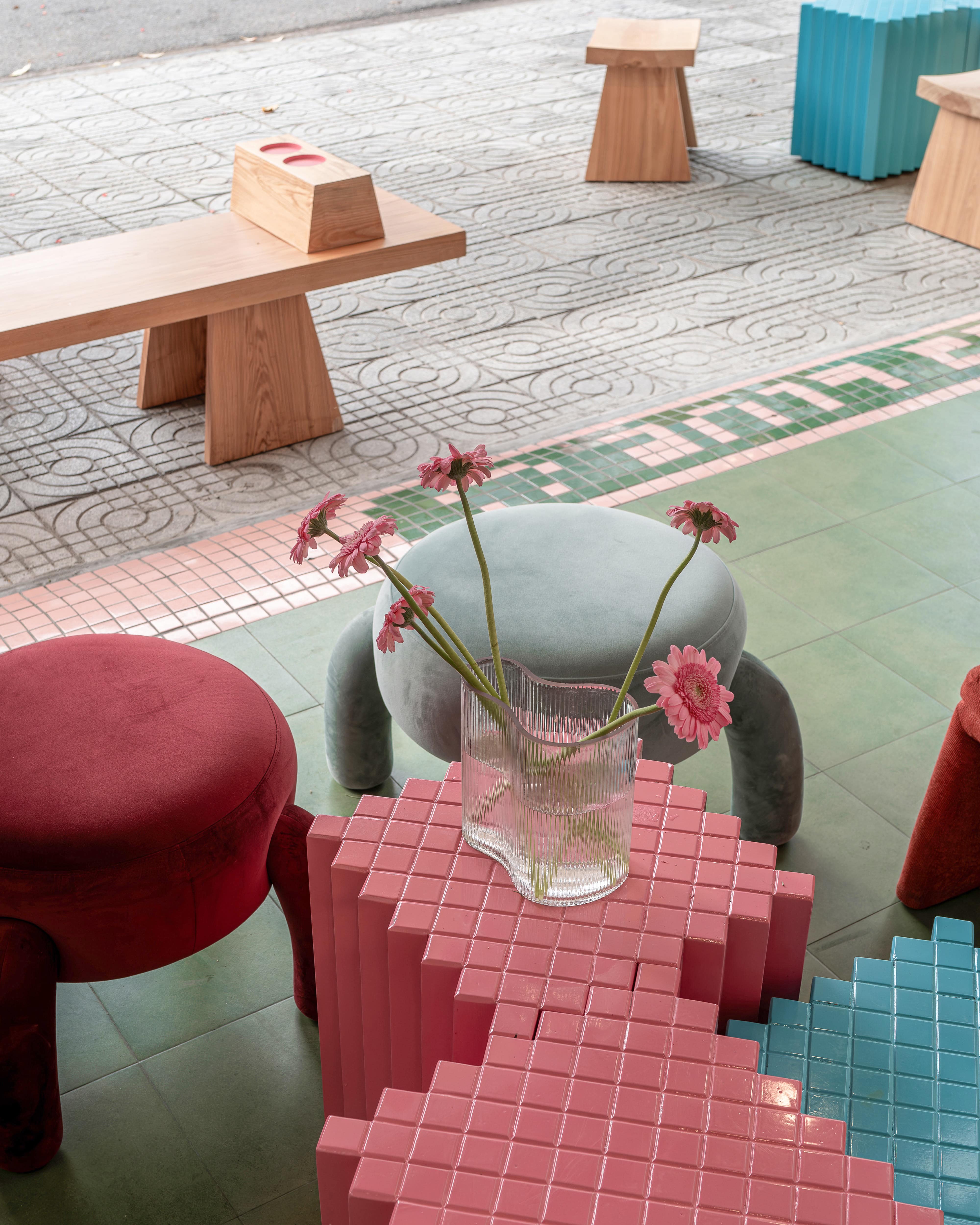 Outta Da Blue - Danang Specialty Coffee Shop by SUPPERCAAT - Danang ...