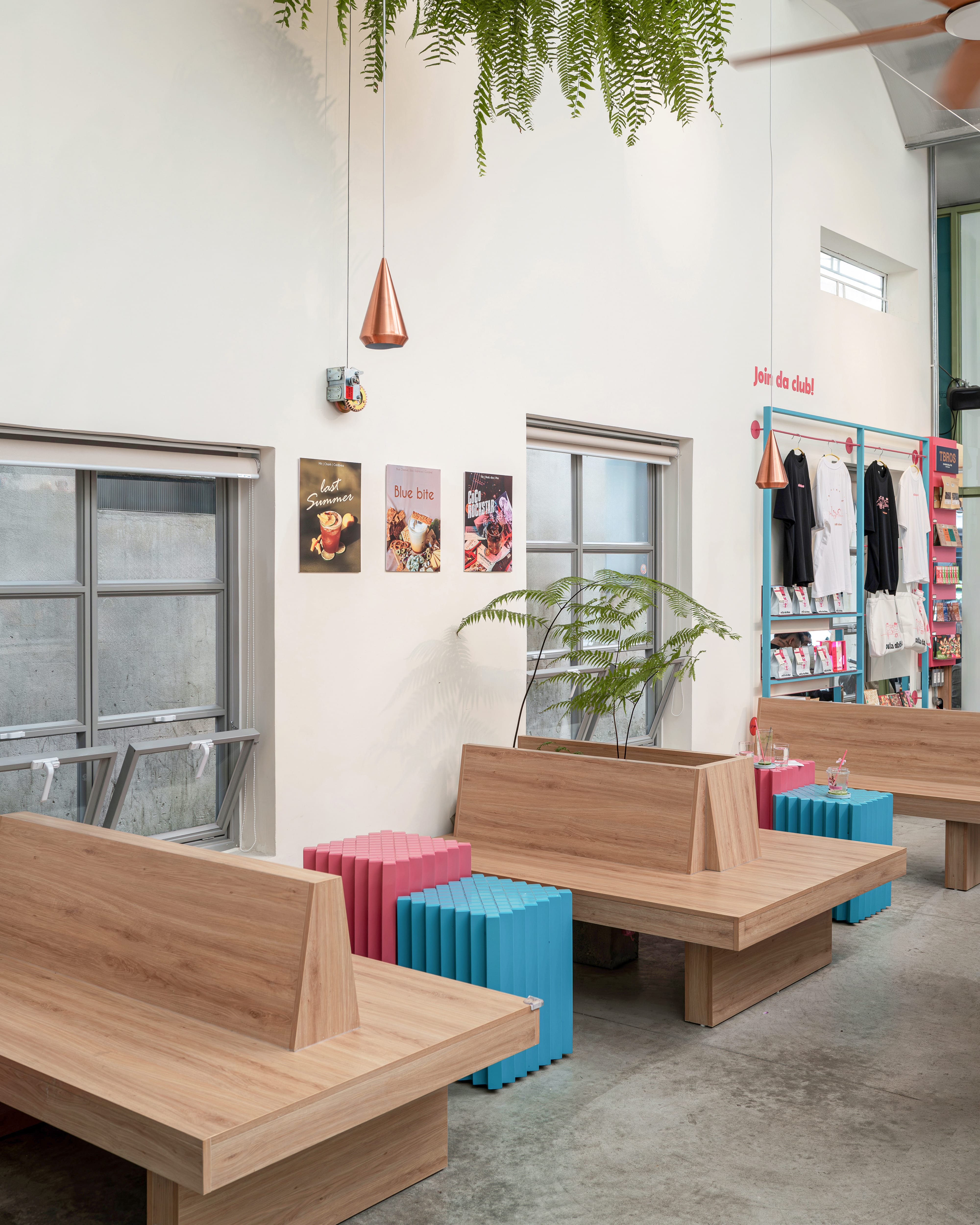 Outta Da Blue - Danang Specialty Coffee Shop by SUPPERCAAT - Danang ...