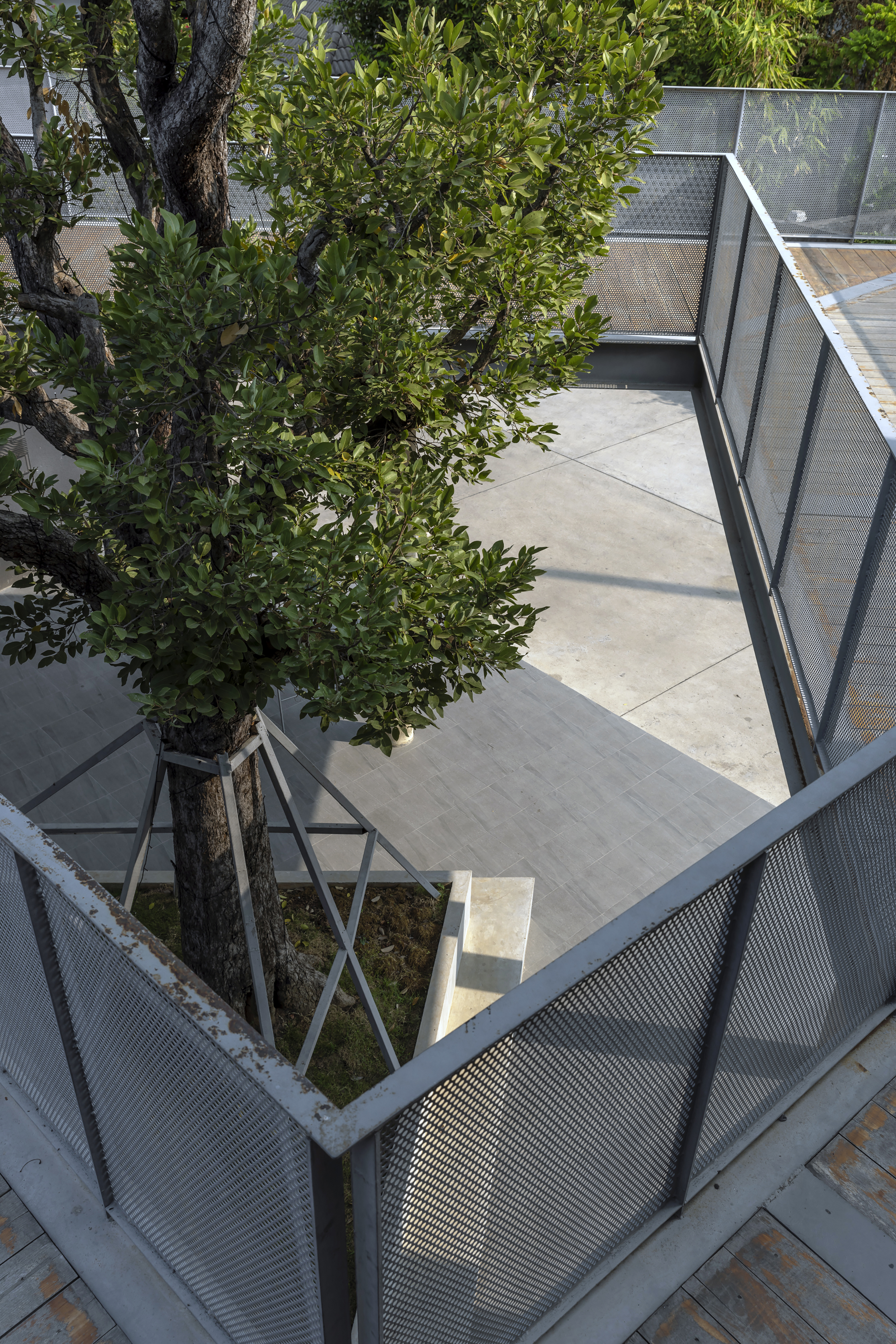 DIFF Coffee Roasters by ASWA (Architectural Studio of Work - Aholic ...