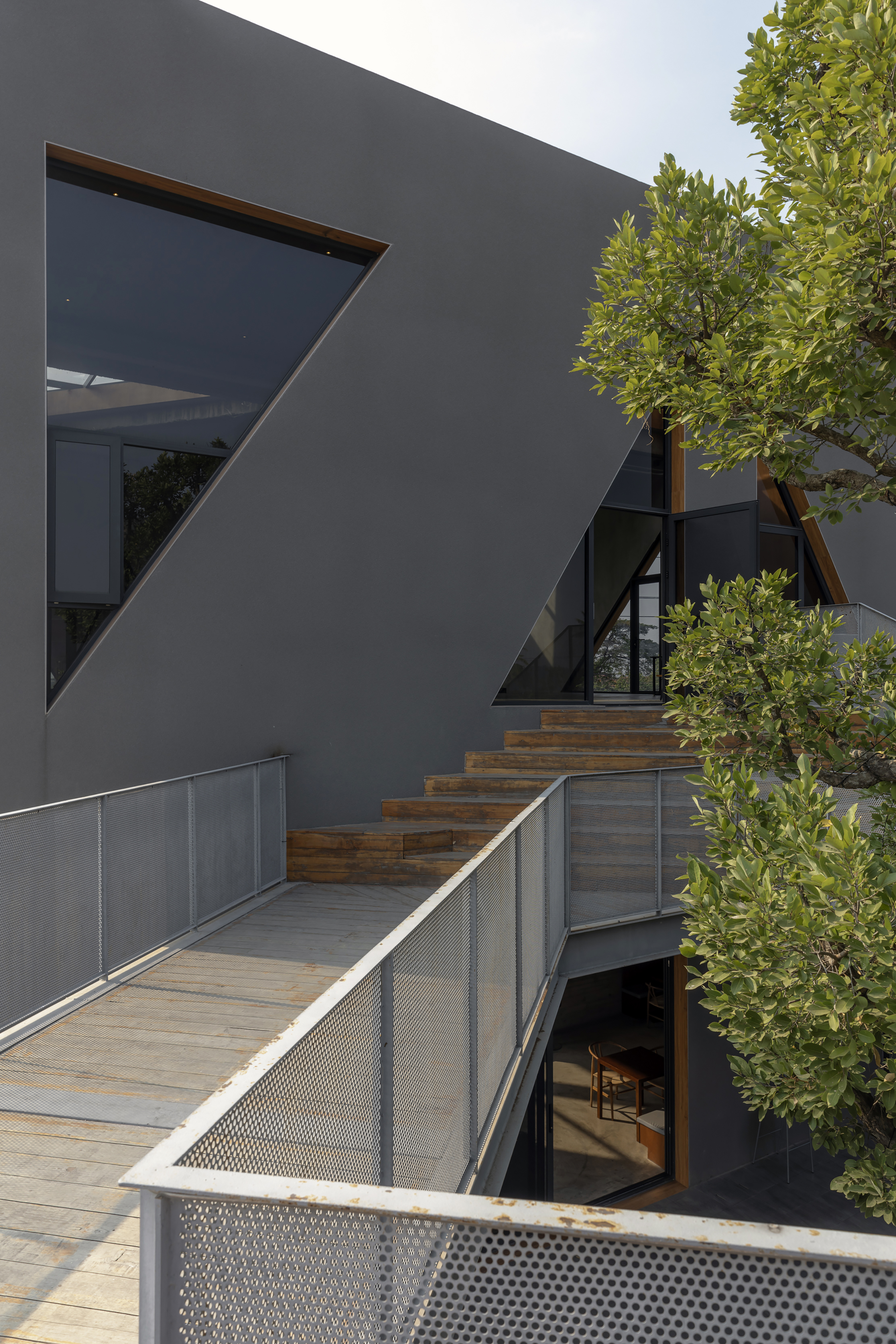 DIFF Coffee Roasters by ASWA (Architectural Studio of Work - Aholic ...