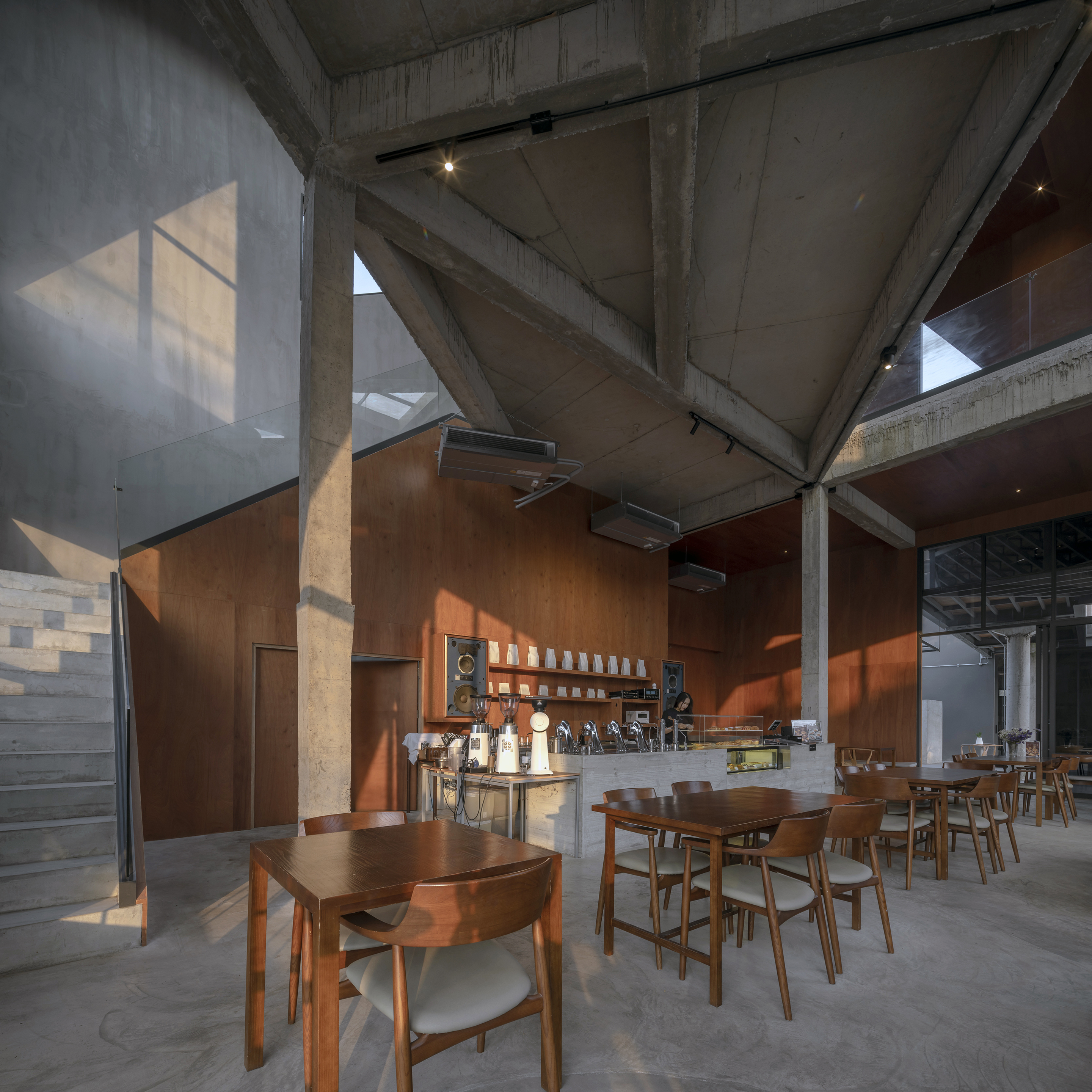 DIFF Coffee Roasters by ASWA (Architectural Studio of Work - Aholic ...