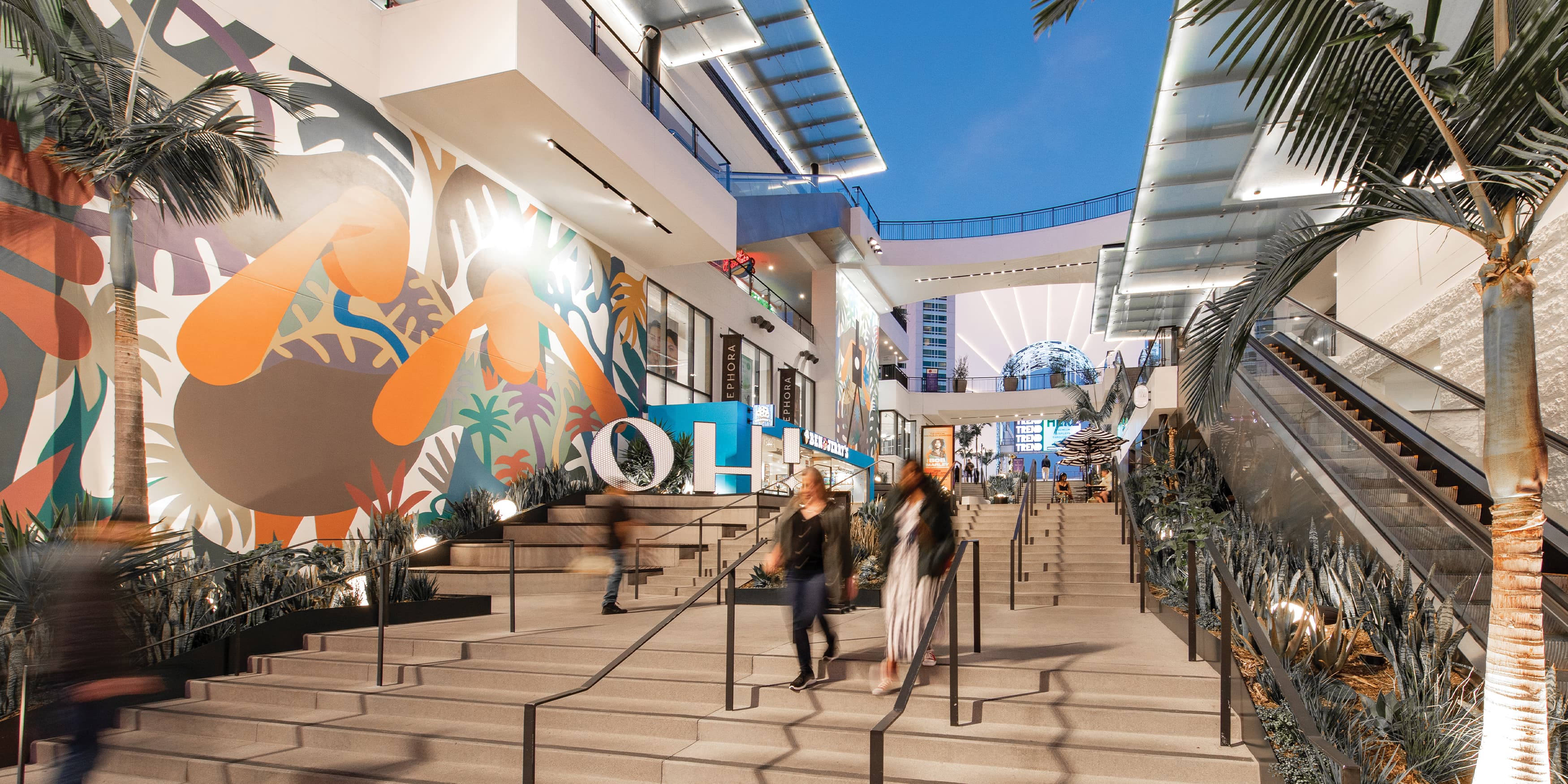 Ovation Hollywood by RSM Design - Architizer