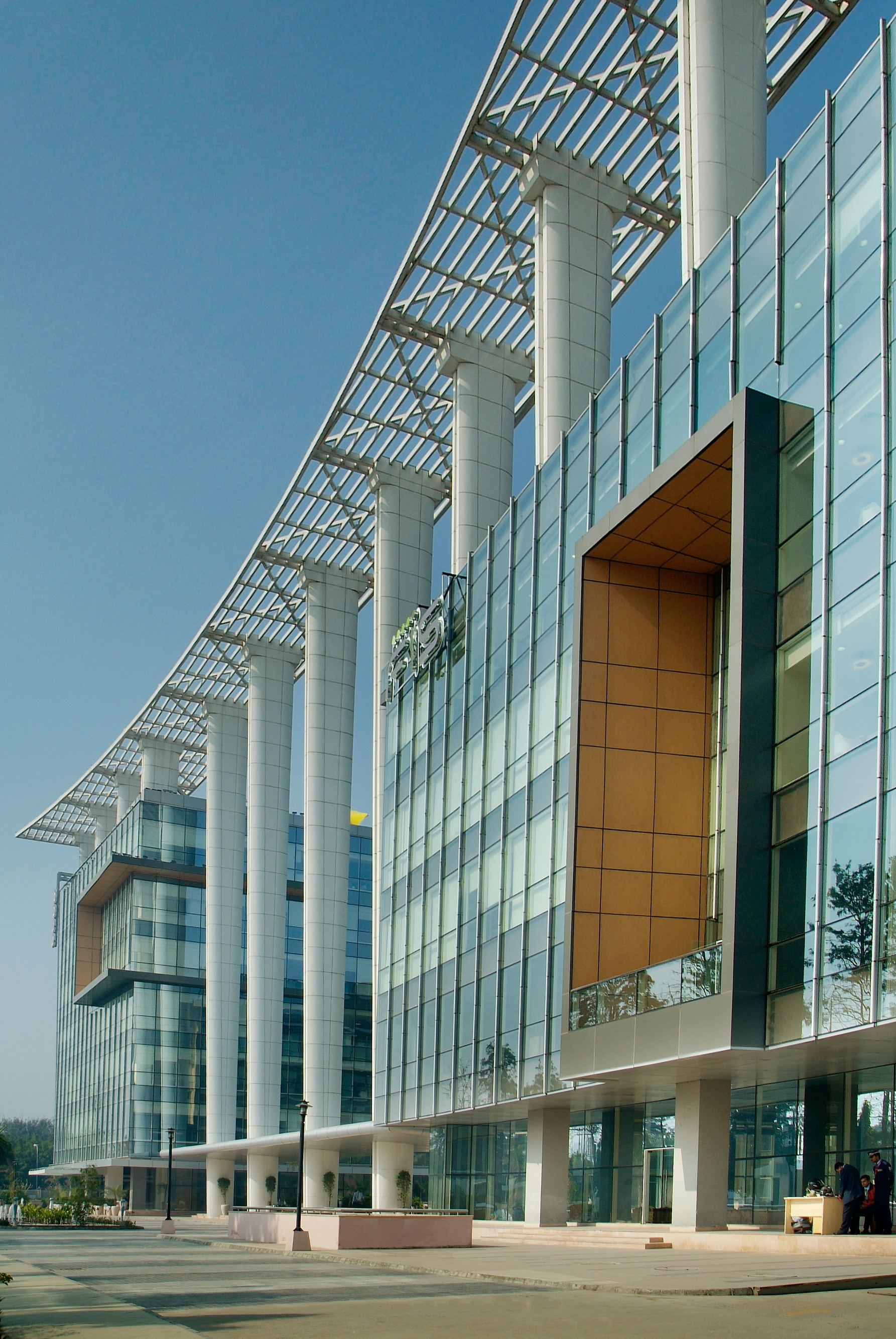 RMZ Infinity, Gurugram by Sikka Associates Architects - Architizer