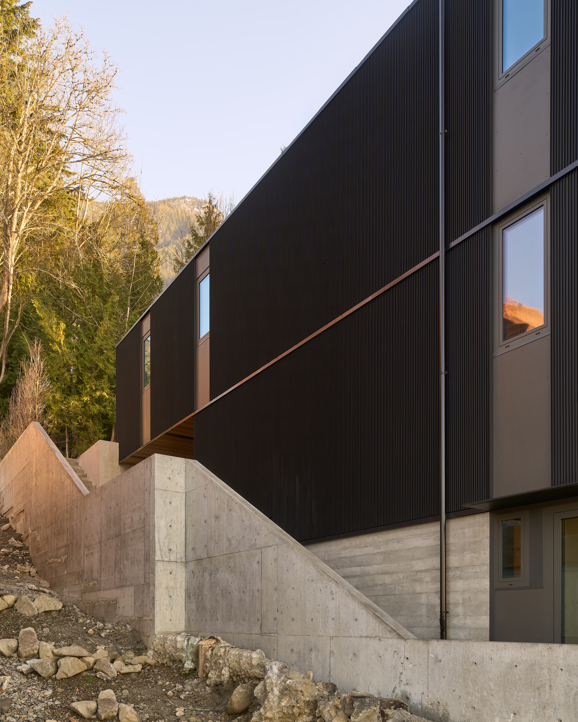 Howe Sound House by Woven Architecture and Design - Architizer
