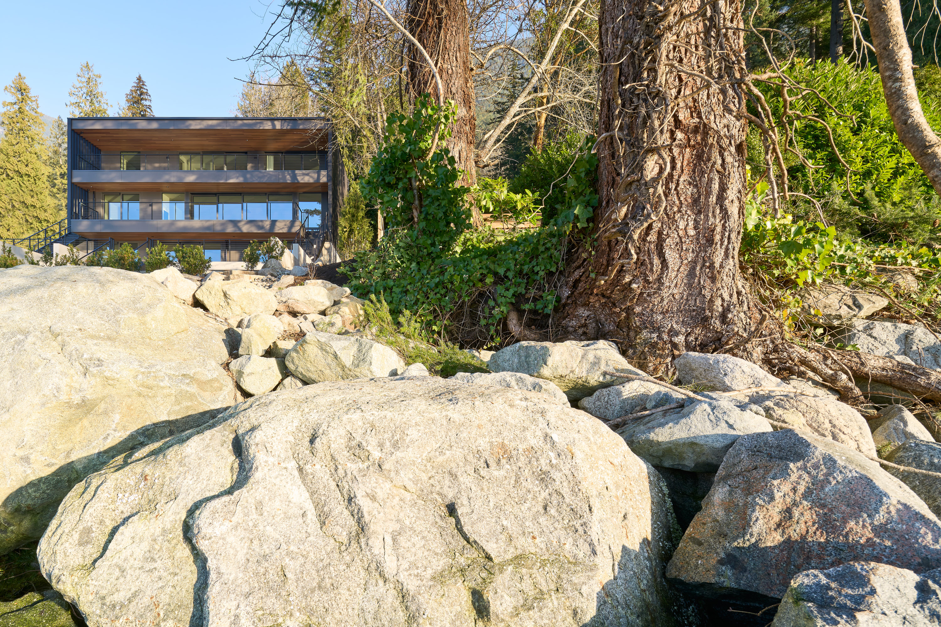 Howe Sound House by Woven Architecture and Design - Architizer