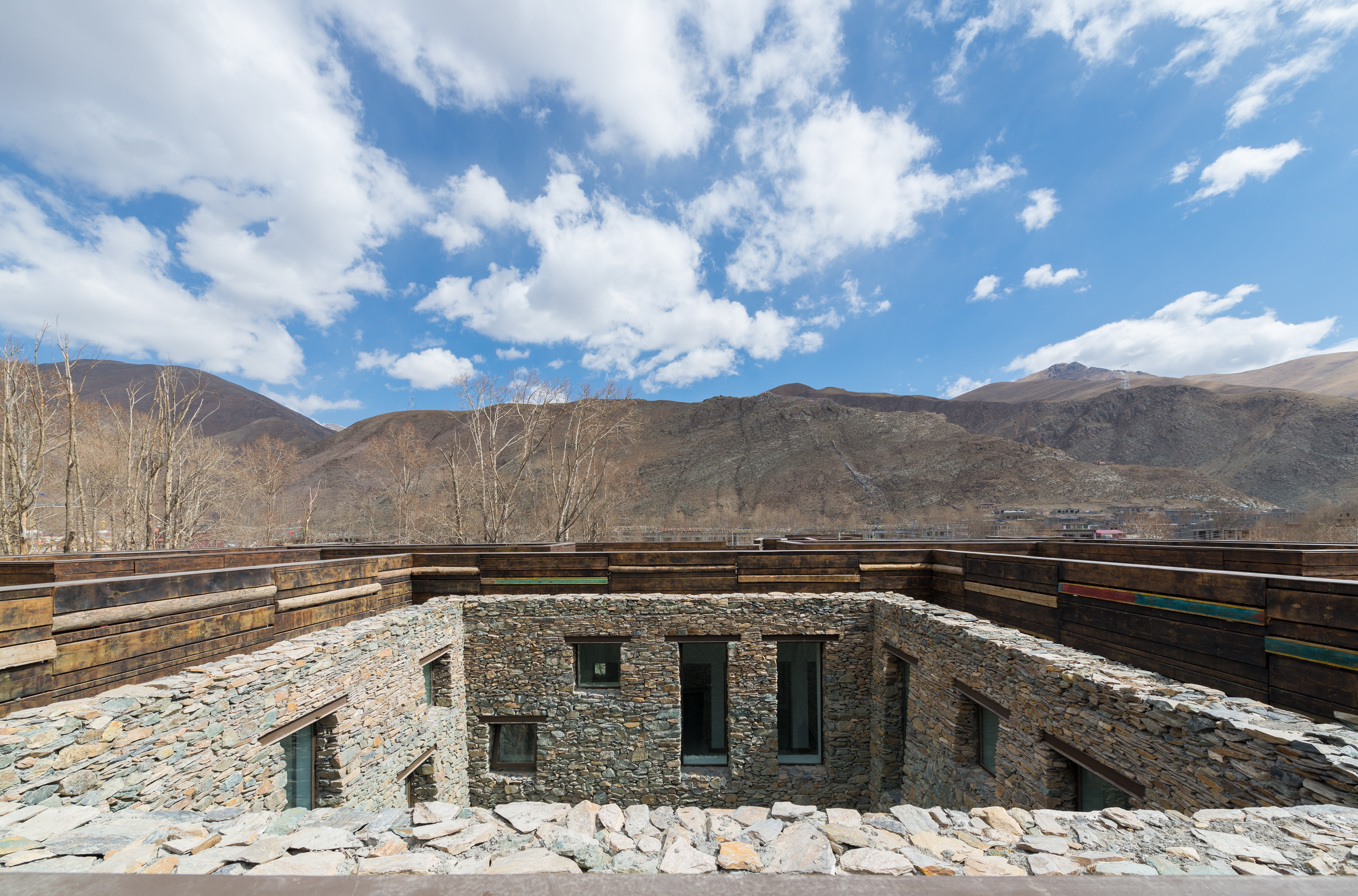 Jianamani Visitor Center by Architectural Design & Research Institute ...