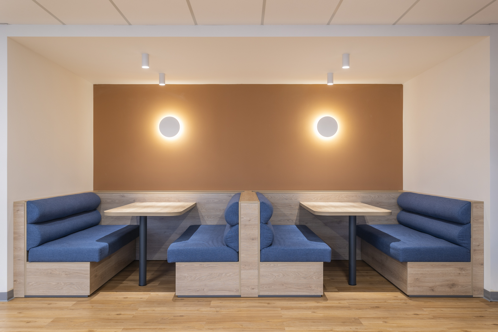 Mercuria Offices by A&M ARCHITECTS - Architizer