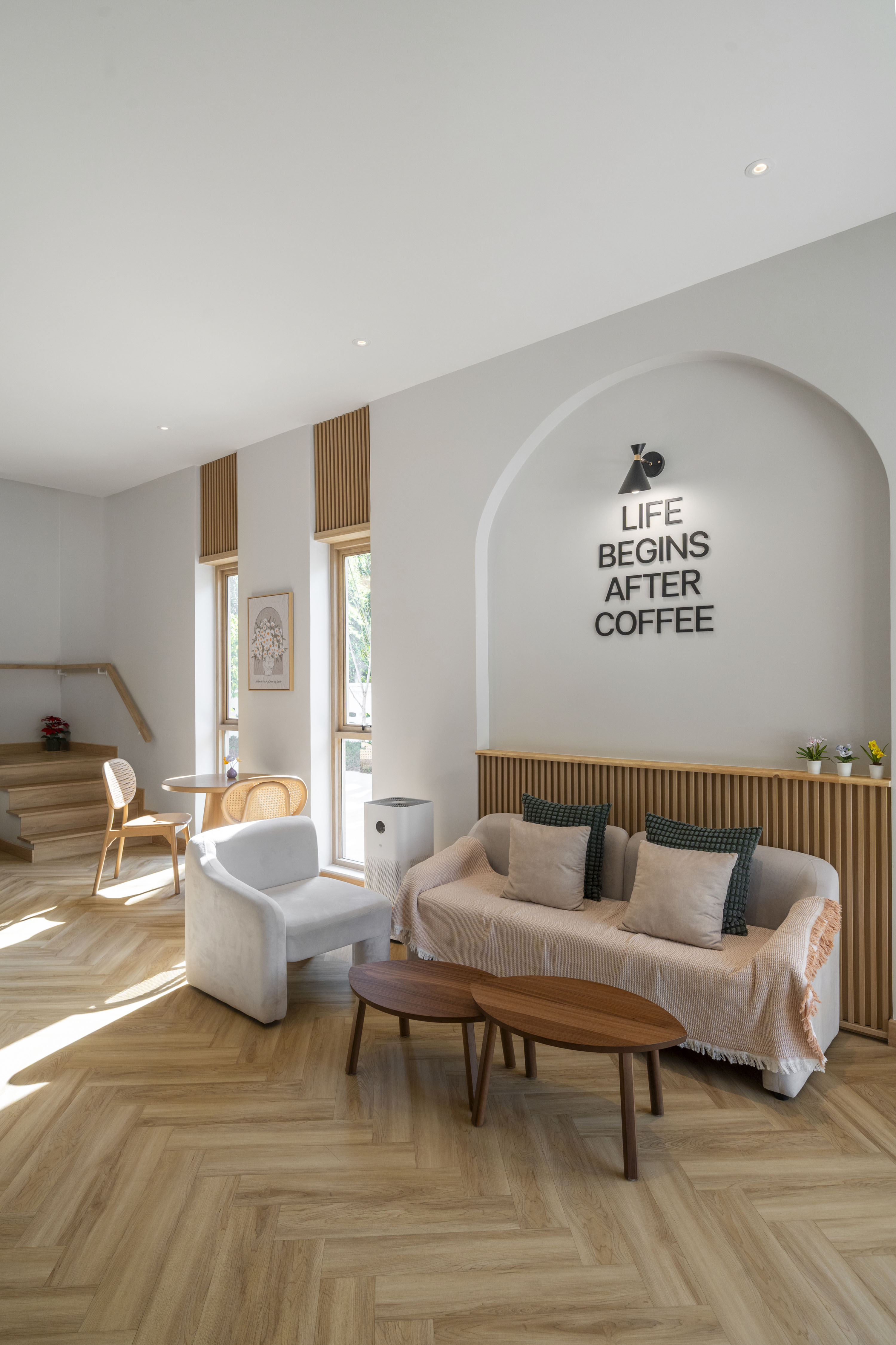Chana’s Cafe by SCALEUP ARCHITECTS - Architizer