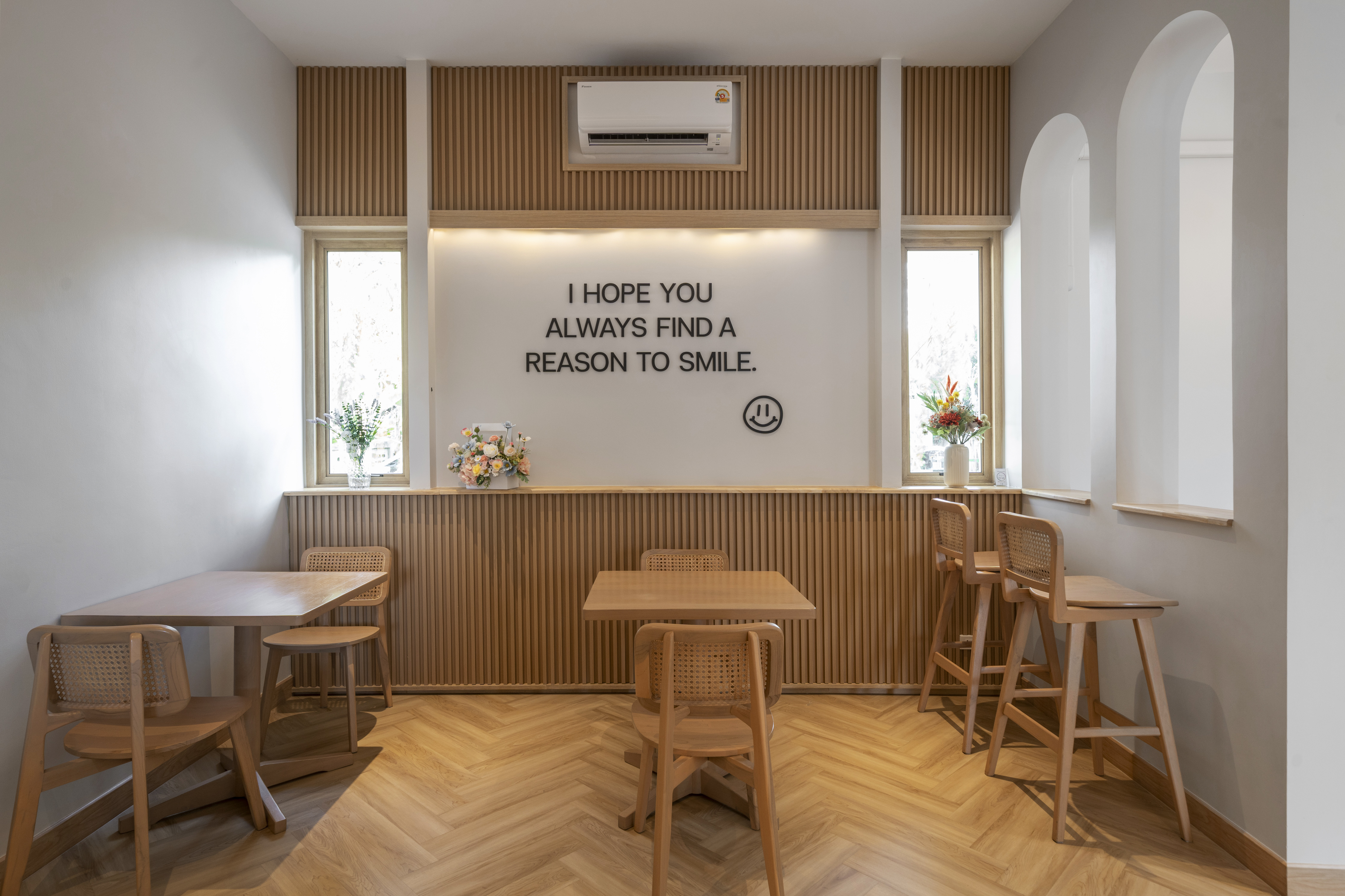 Chana’s Cafe by SCALEUP ARCHITECTS - Architizer